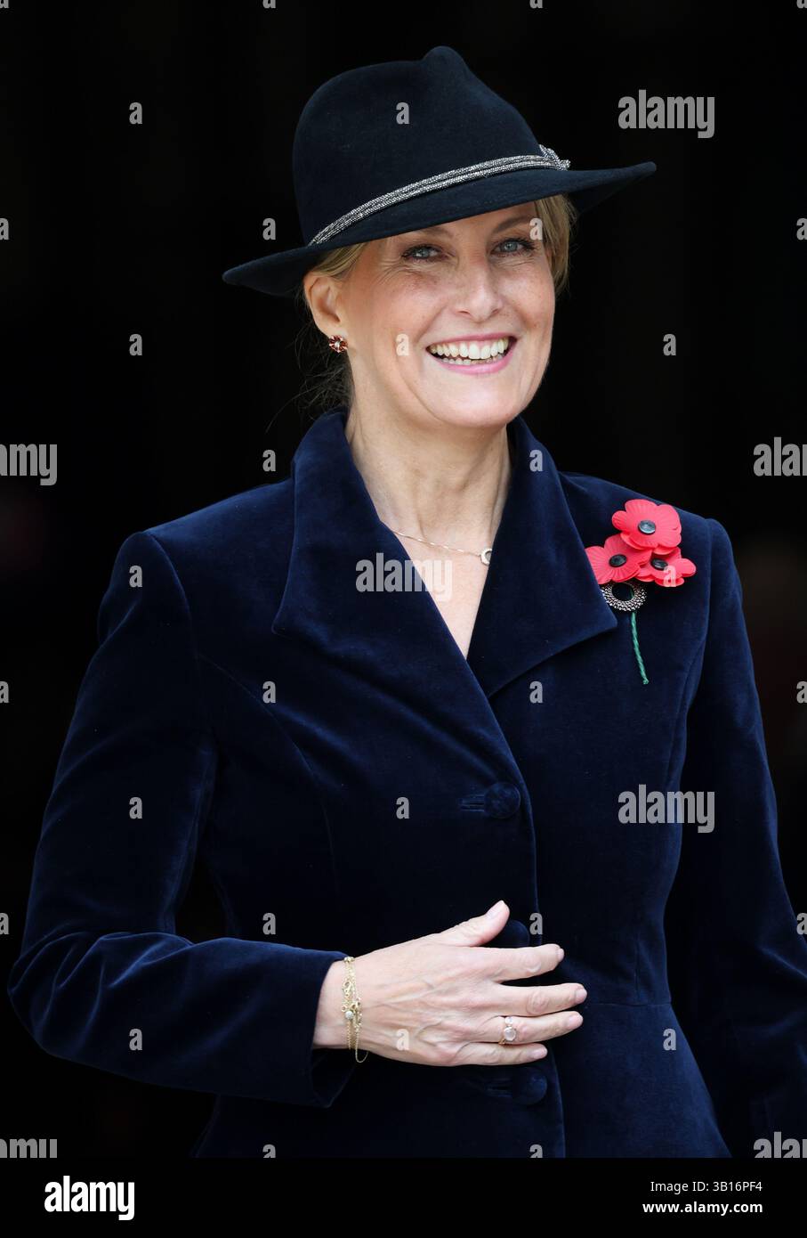 The Duchess of Edinburgh departs a service of commemoration and ...