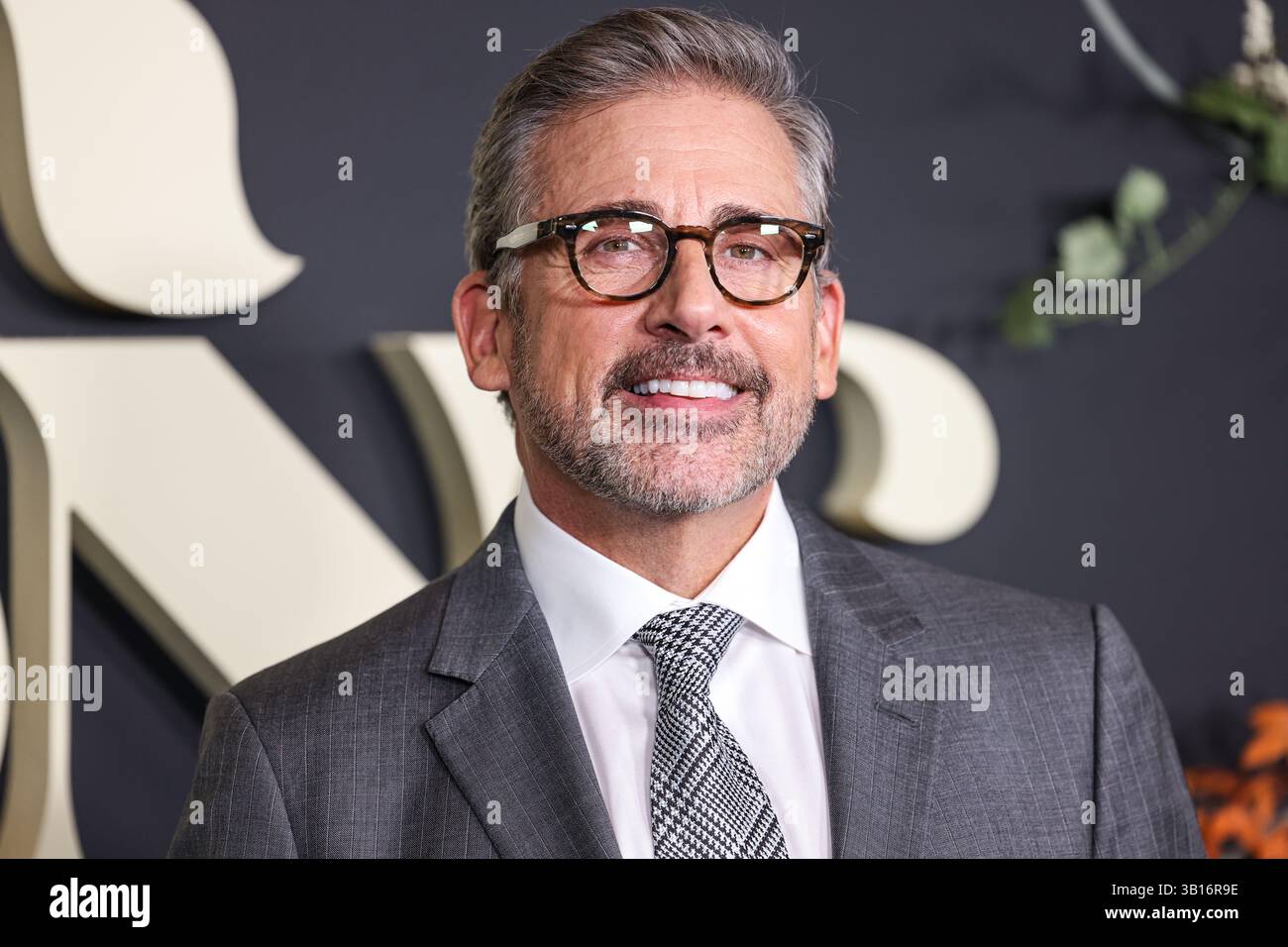 LOS ANGELES, CALIFORNIA, USA - APRIL 24: American actor and comedian ...