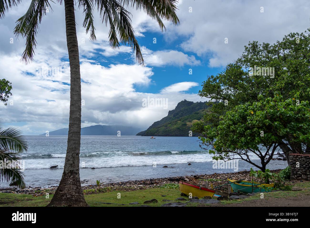A peaceful beach on Tahuata Island, Marquesas Islands, French Polynesia ...
