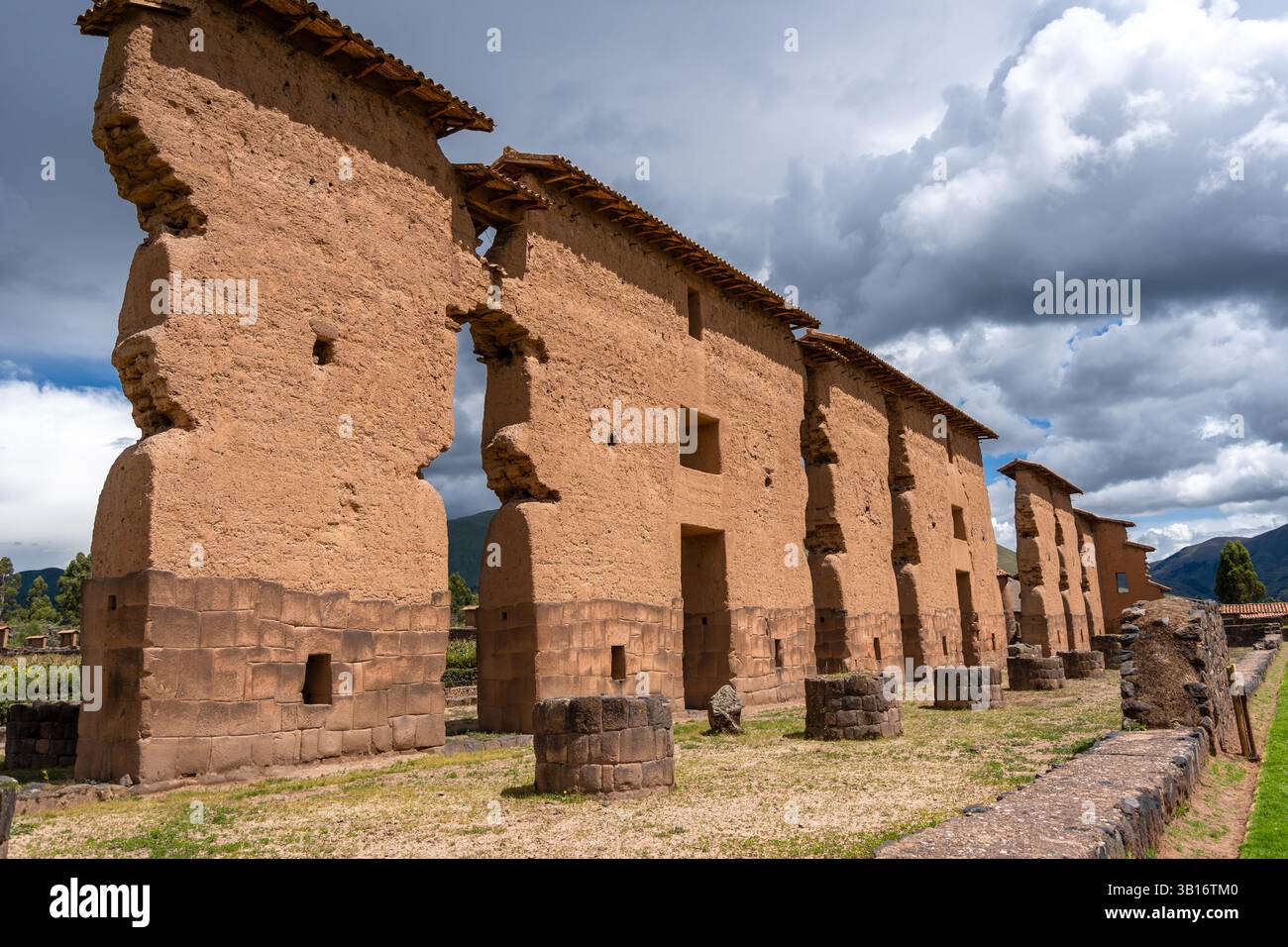 The archaeological site of Raqchi features the remains of the Temple of ...
