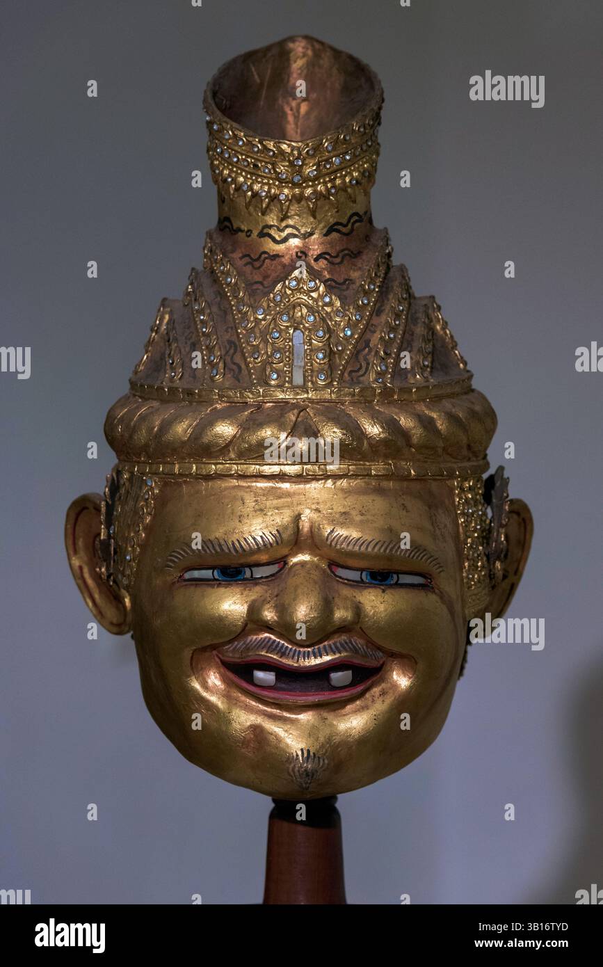 Khon mask exhibition of rare and valuable masks, the Queen's Gallery ...