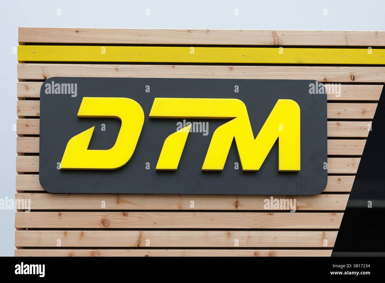 Oschersleben, Deutschland. 25th Apr, 2025. DTM Logo; Symbolbild, 25.04. ...