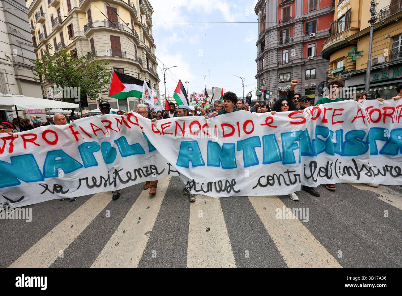 Naples, Italy, 25 April 2025. People during the demonstration to ...