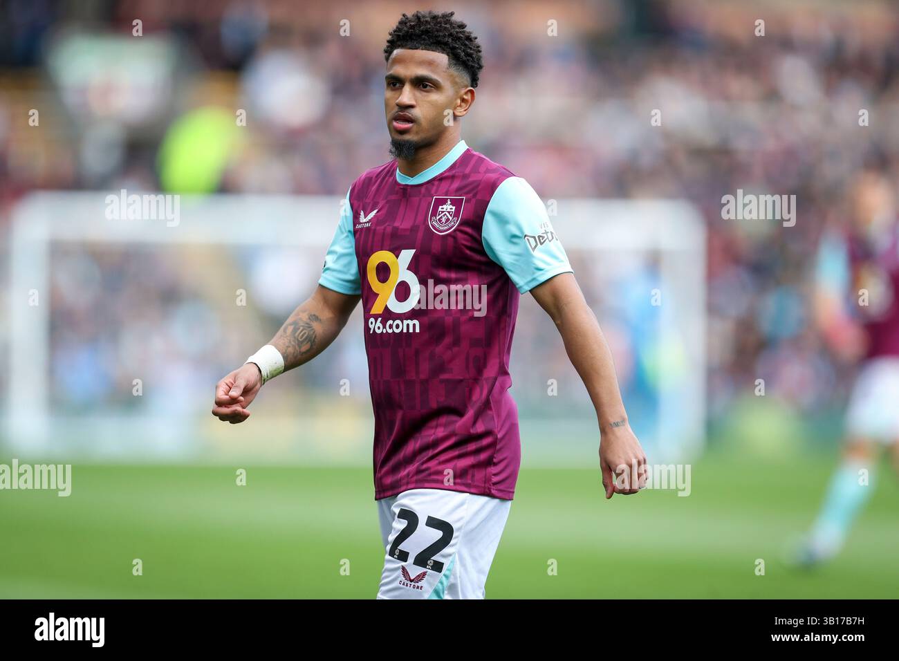 Burnley, UK. 21st Apr, 2025. Burnley forward Marcus Edwards (22) during ...