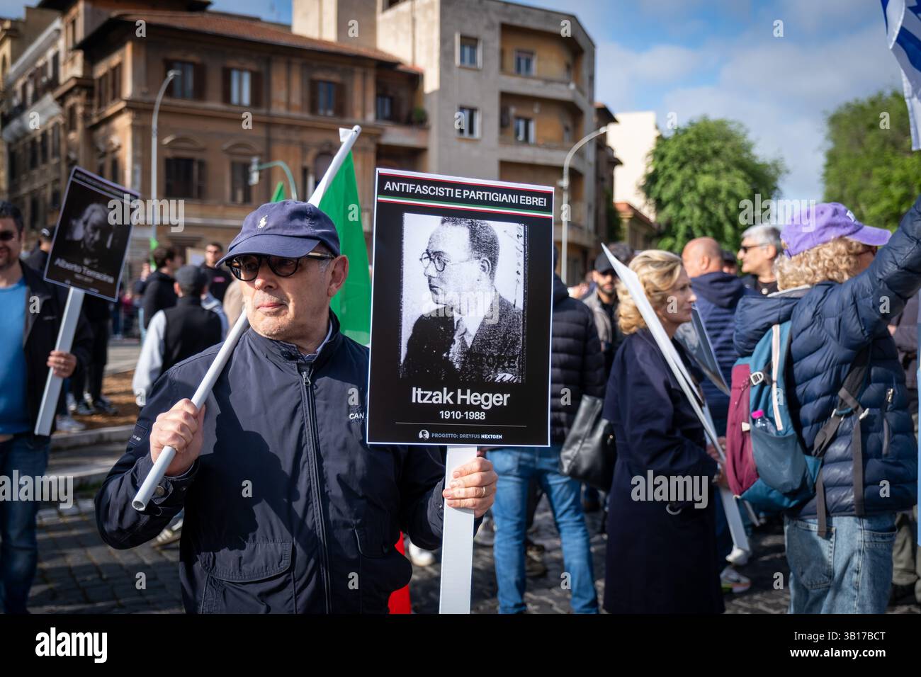 Rome, Rm, Italy. 25th Apr, 2025. The ''Brigata Ebraica'' (Jewish ...
