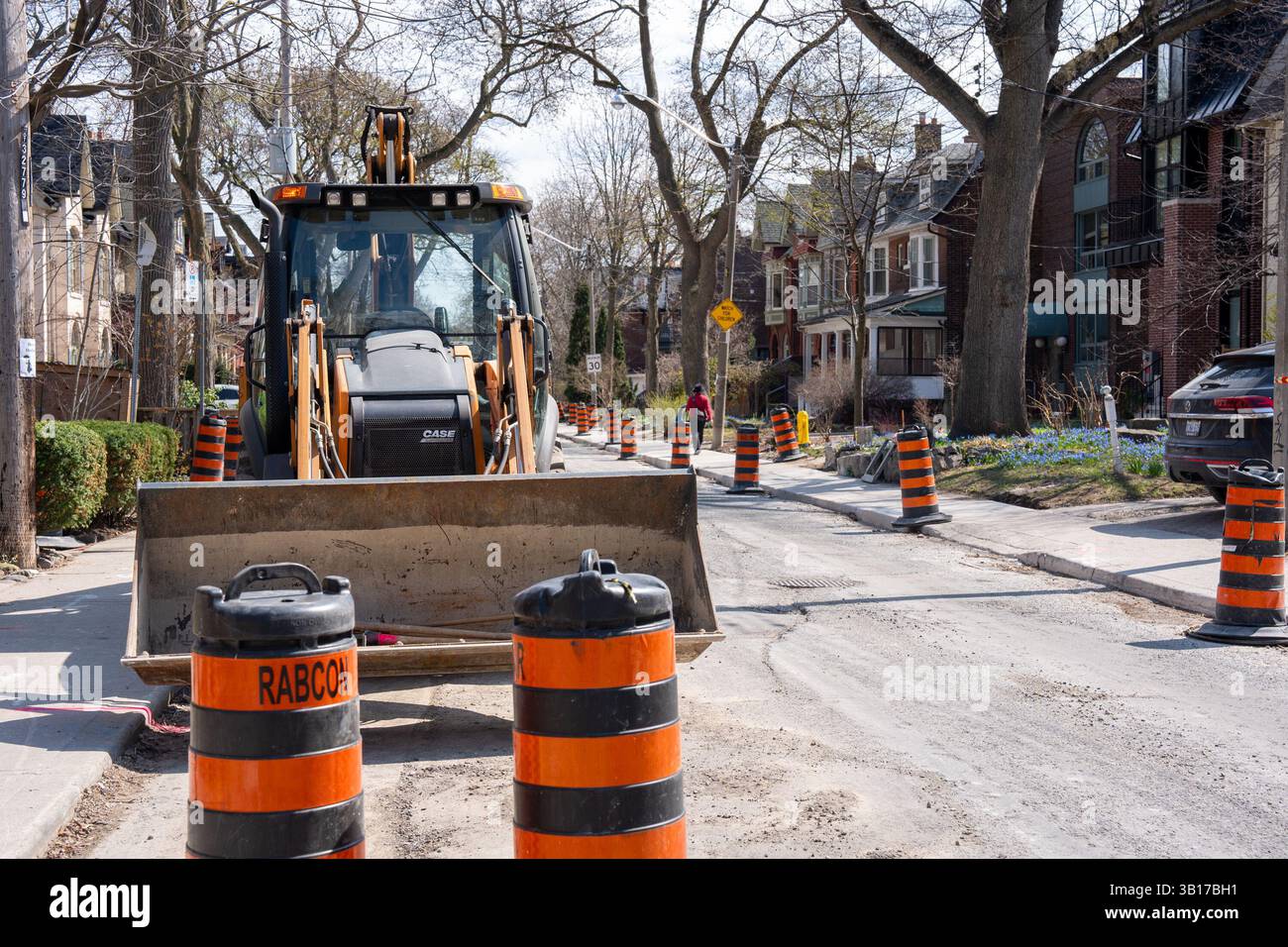 Pylons and construction truck in Annex neighbourhood in Toronto, Canada ...