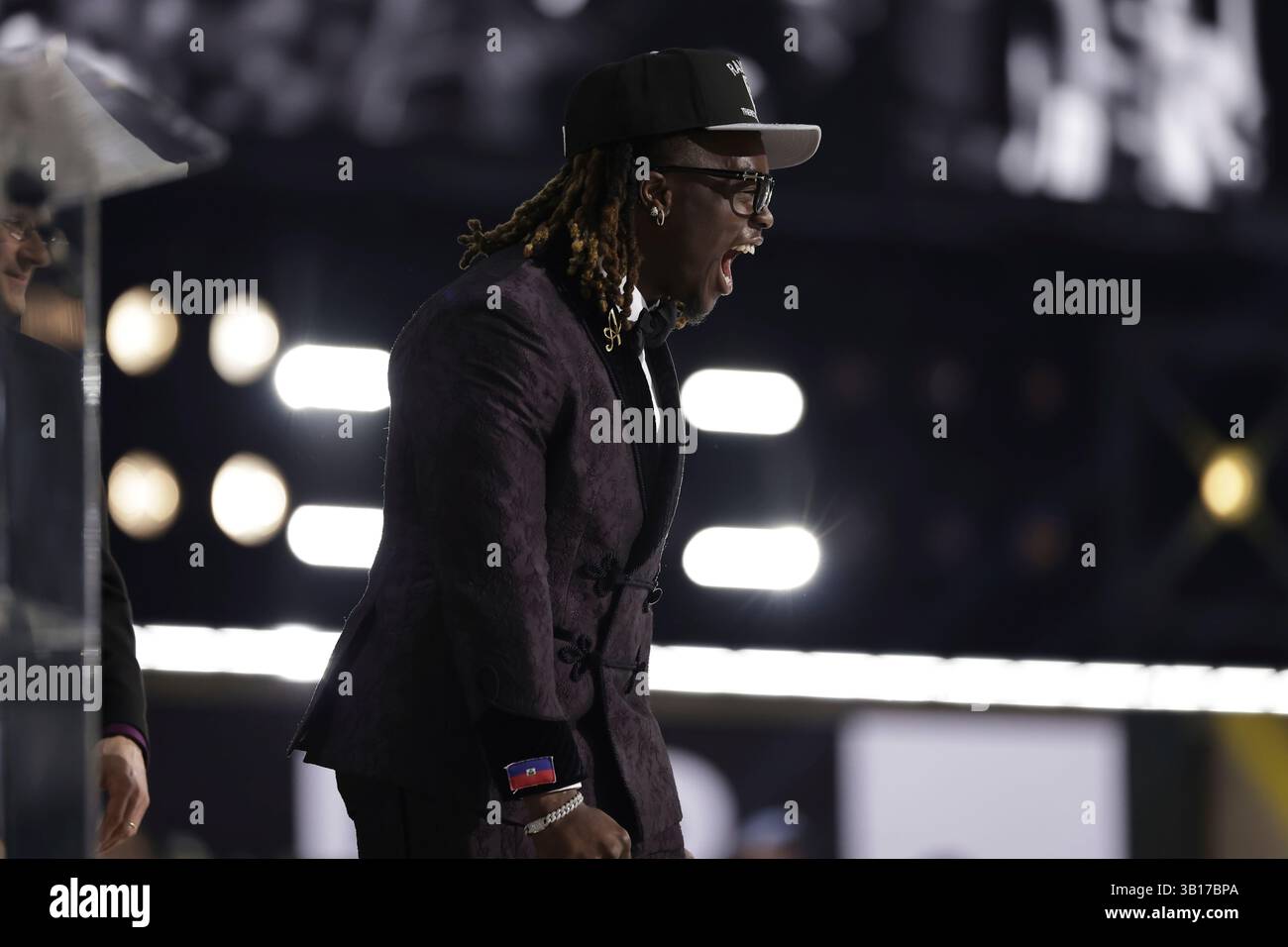 NFL Commissioner Roger Goodell on stage during the 2025 draft in Green ...