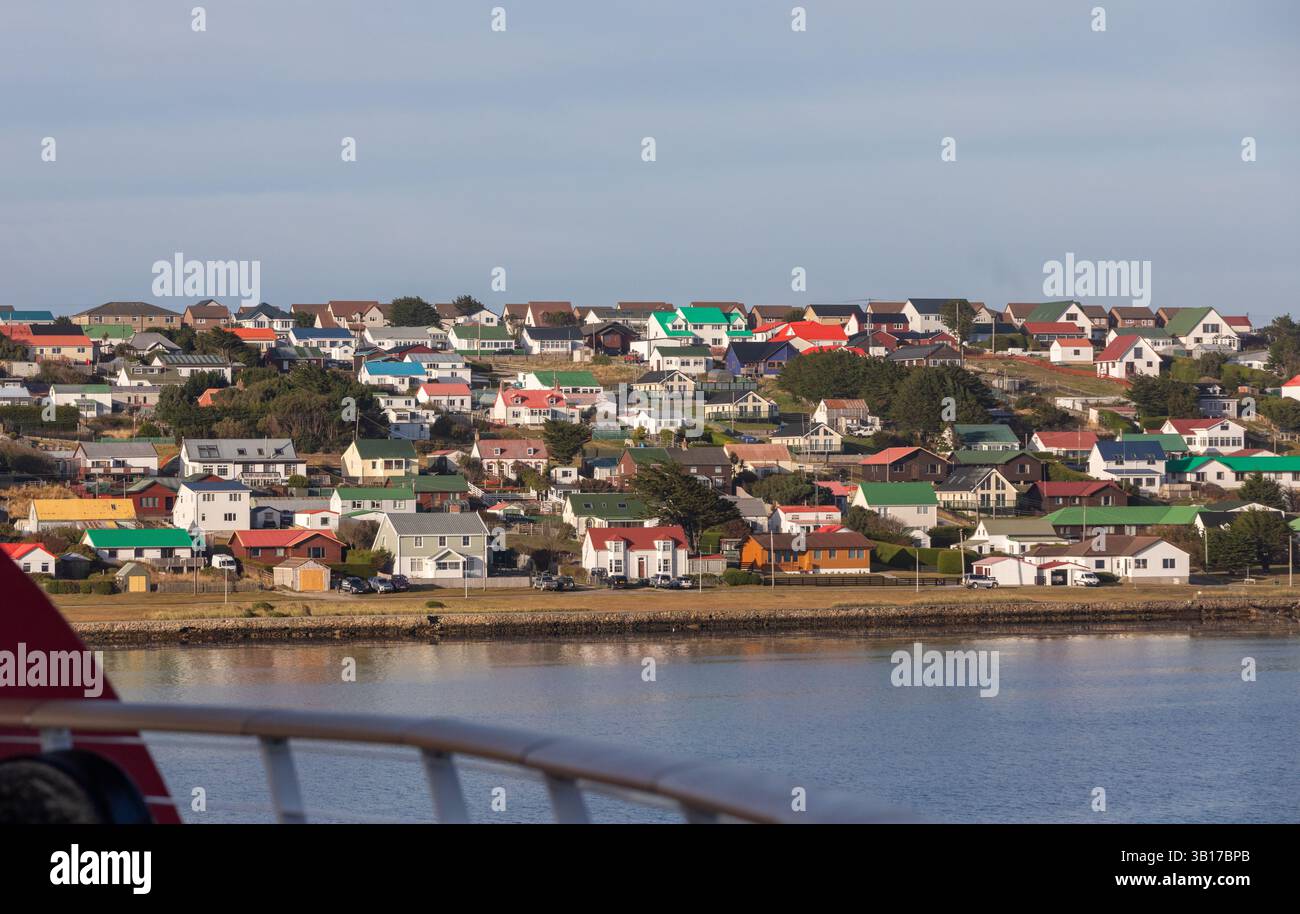 The centre of Stanley, capital of the Falkland Islands (Islas Malvinas ...