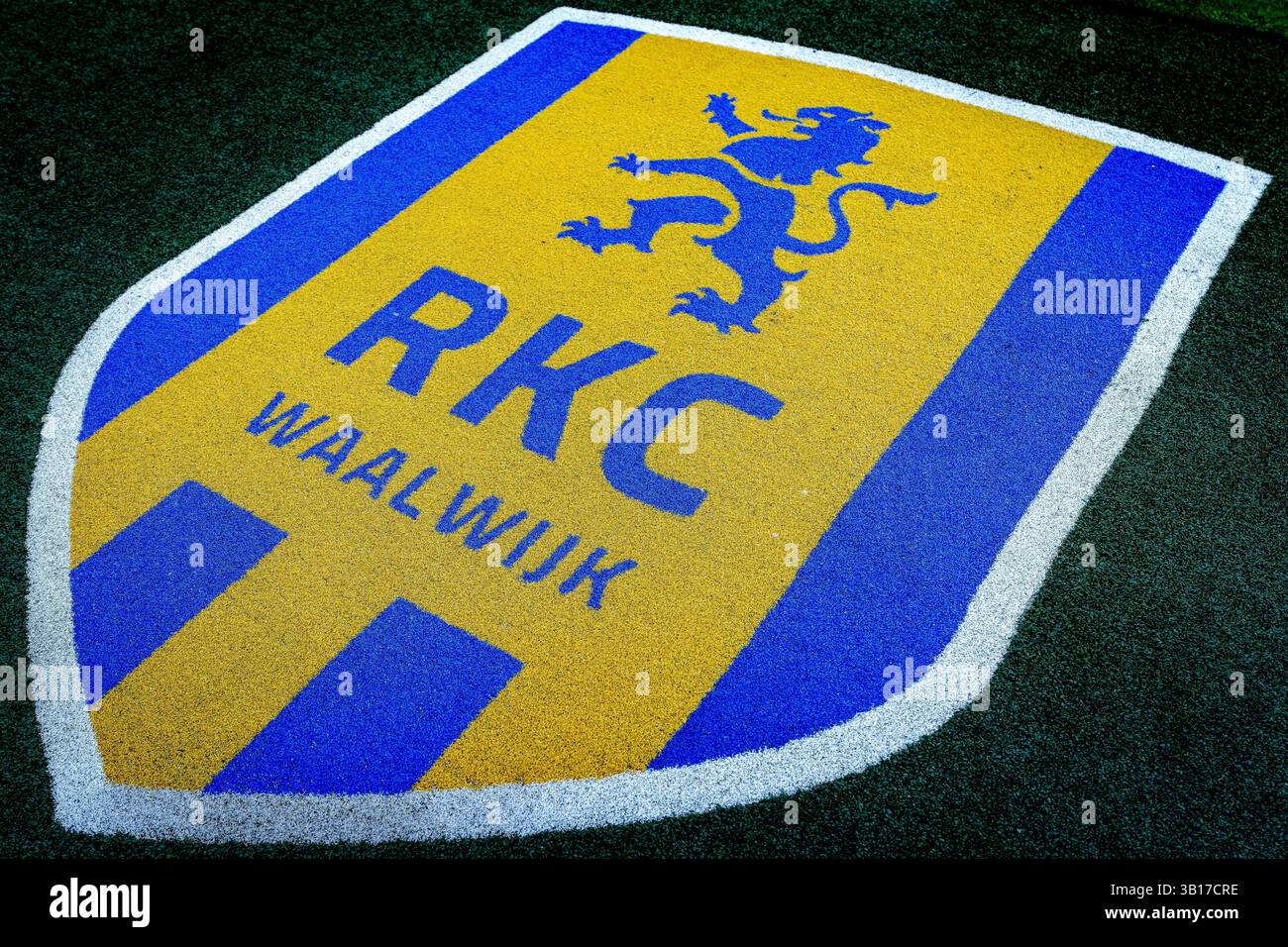 WAALWIJK, Netherlands. 25th Apr, 2025. SPO, Mandemakers Stadium, Dutch eredivisie, season 2024/ ...