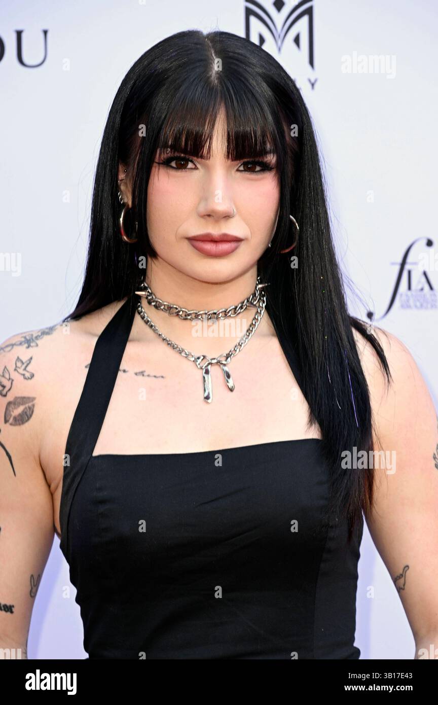 Bailey Spinn bei der Verleihung der 9. Fashion Los Angeles Awards im ...