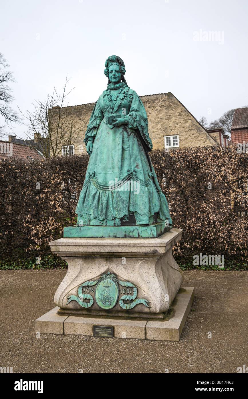 2 bissen hi-res stock photography and images - Alamy
