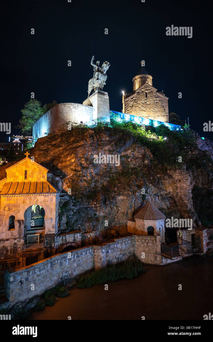 Night view of Metekhi church of the Nativity of the Mother of God and ...