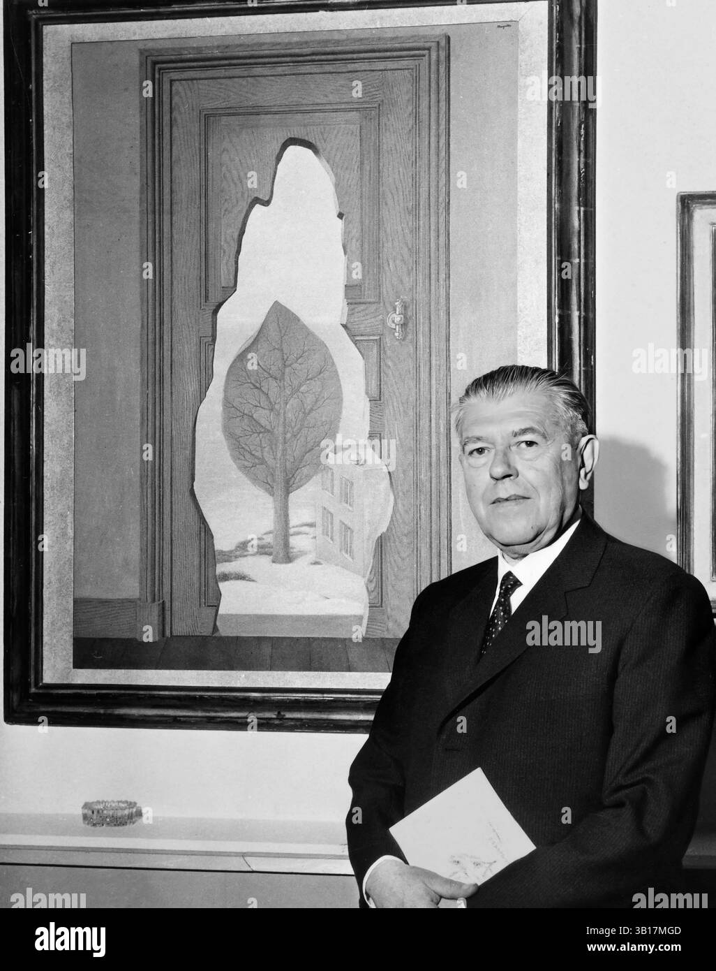 Rene magritte portrait photograph hi-res stock photography and images ...