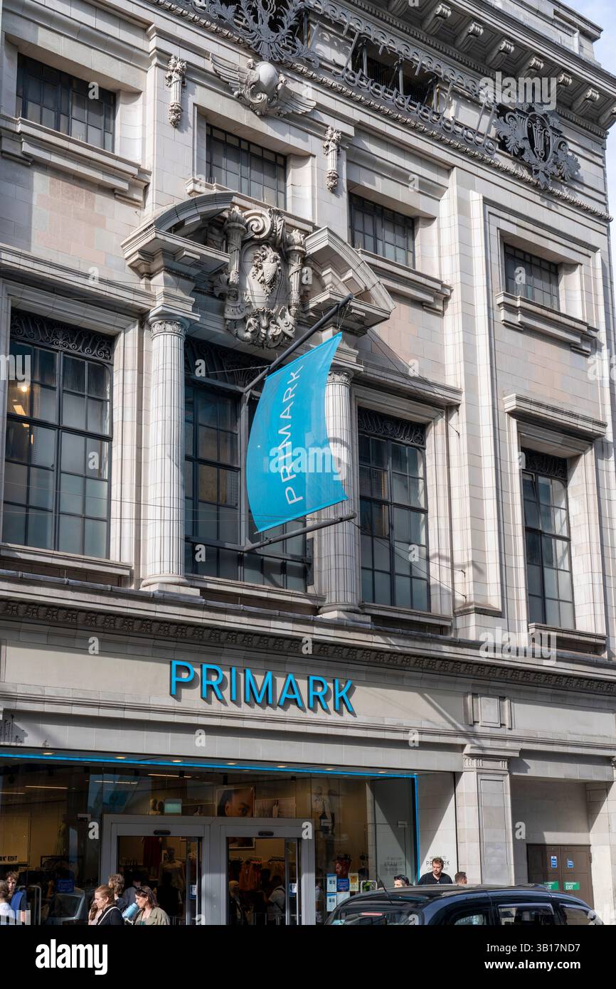 Primark store on oxford street hi-res stock photography and images - Alamy