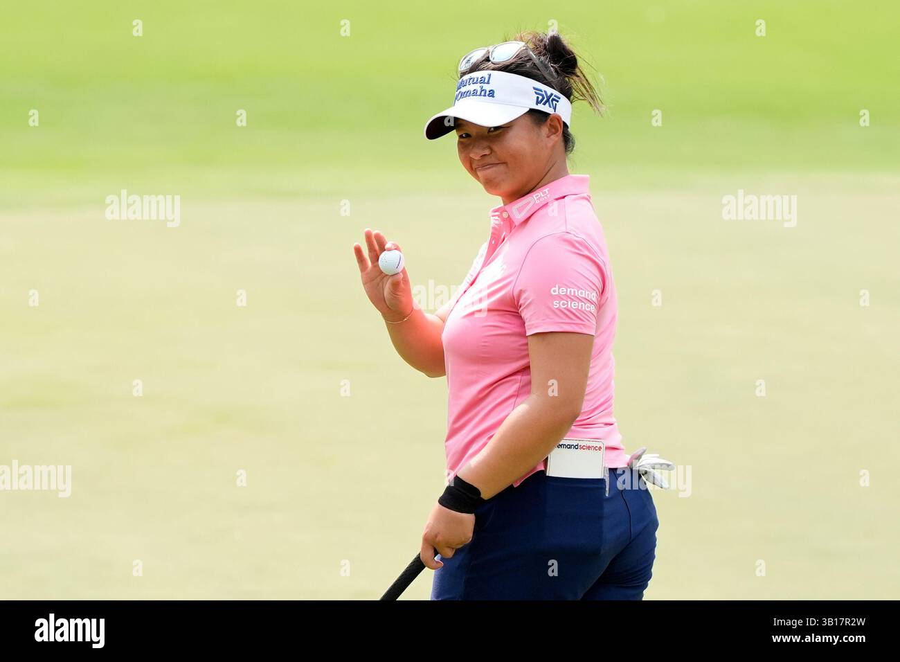 Megan Khang reacts on the fifth hole during the second round of the ...
