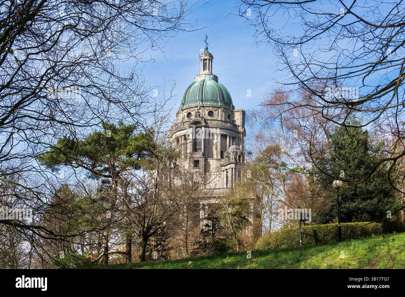 The Ashton Memorial in Williamson Park, Lancaster Stock Photo - Alamy