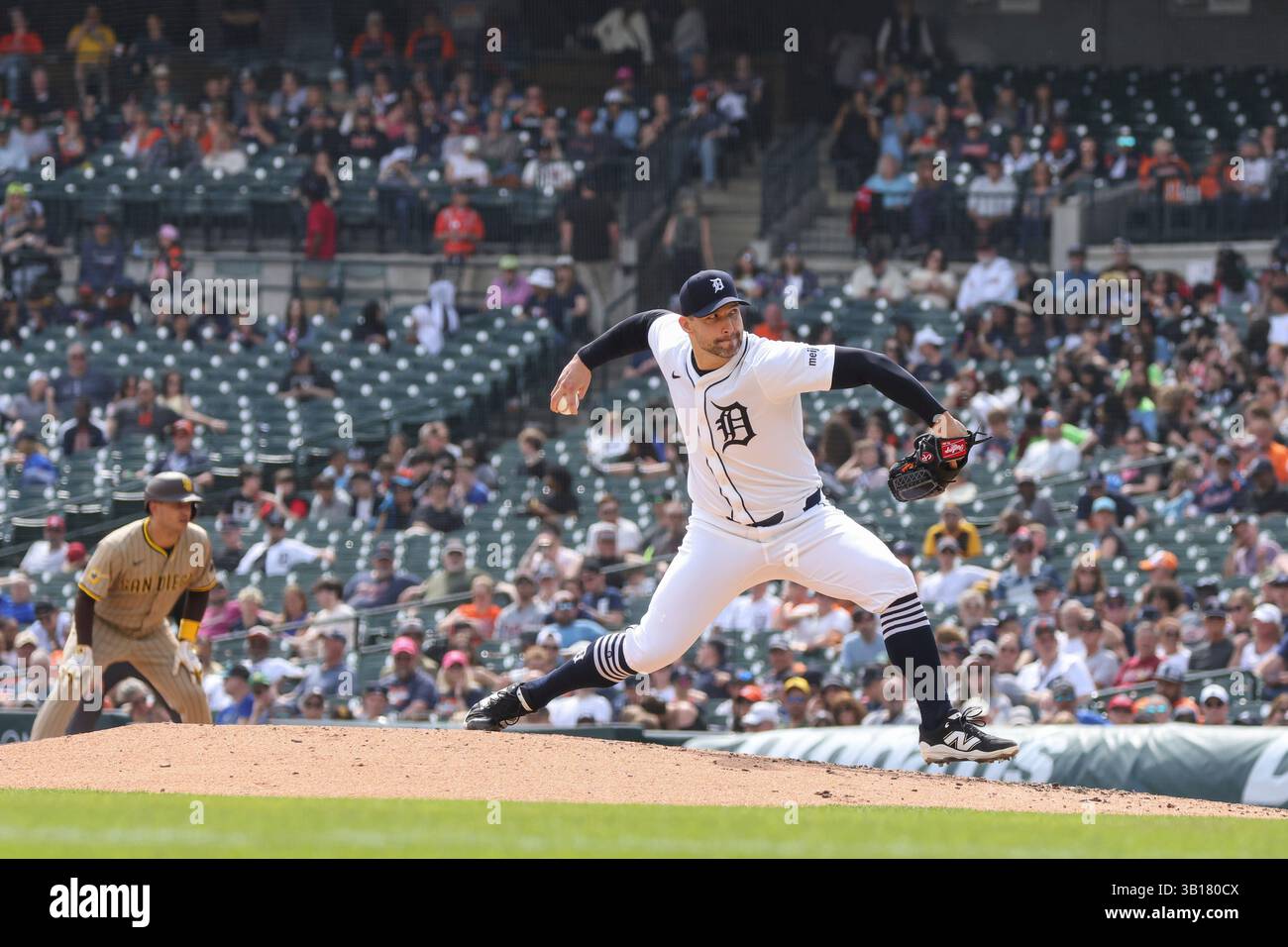 DETROIT, MI - APRIL 23: Detroit Tigers relief pitcher Tommy Kahnle (43 ...