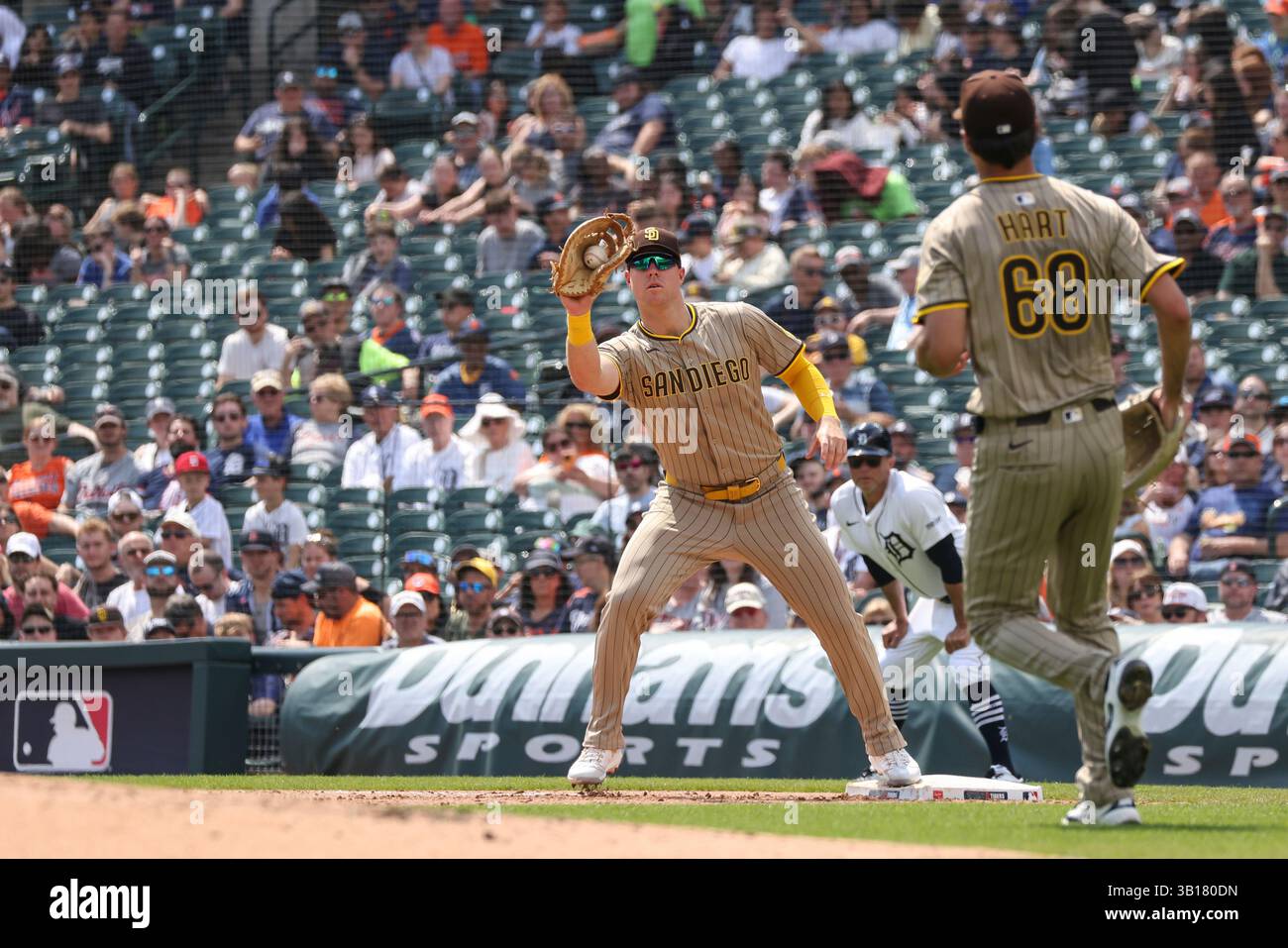 DETROIT, MI - APRIL 23: San Diego Padres first baseman Gavin Sheets (30 ...