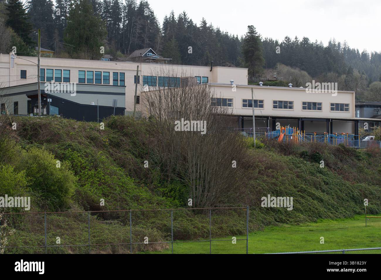 ASTORIA, OR, USA - APR 12, 2025: John Jacob Astor Elementary School ...