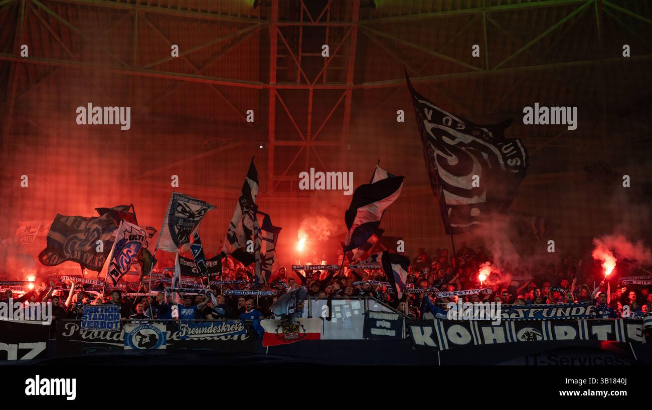 25 April 2025, North Rhine-Westphalia, Mönchengladbach: Soccer ...