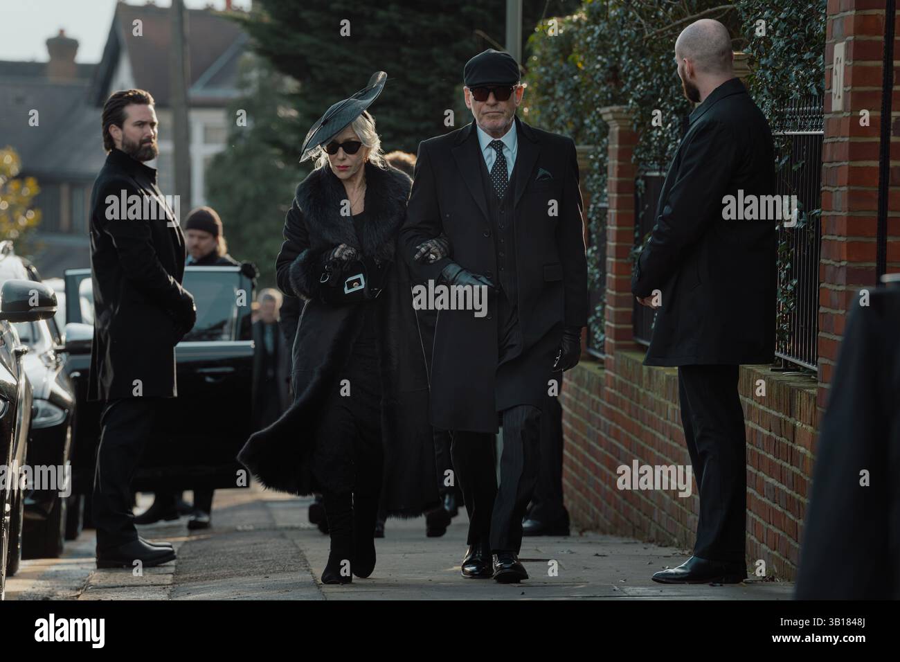 PIERCE BROSNAN and HELEN MIRREN in MOBLAND (2025), directed by GUY ...