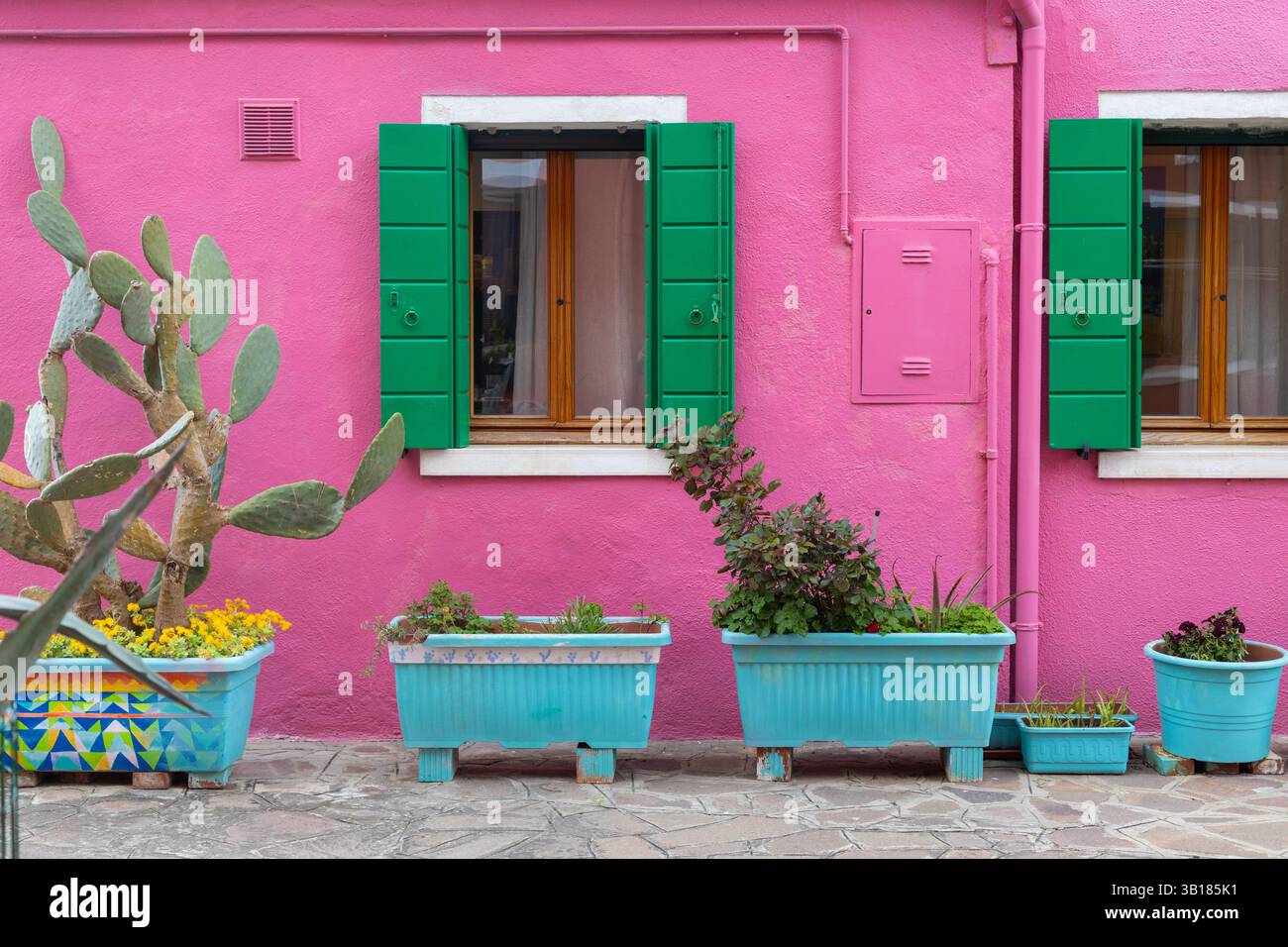 Vibrant pink shutters hi-res stock photography and images - Alamy