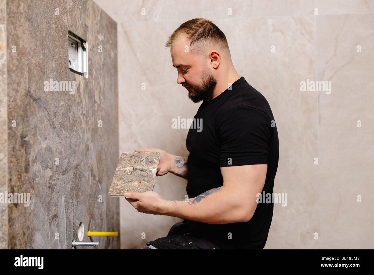 Installation cutting large ceramic hi-res stock photography and images ...