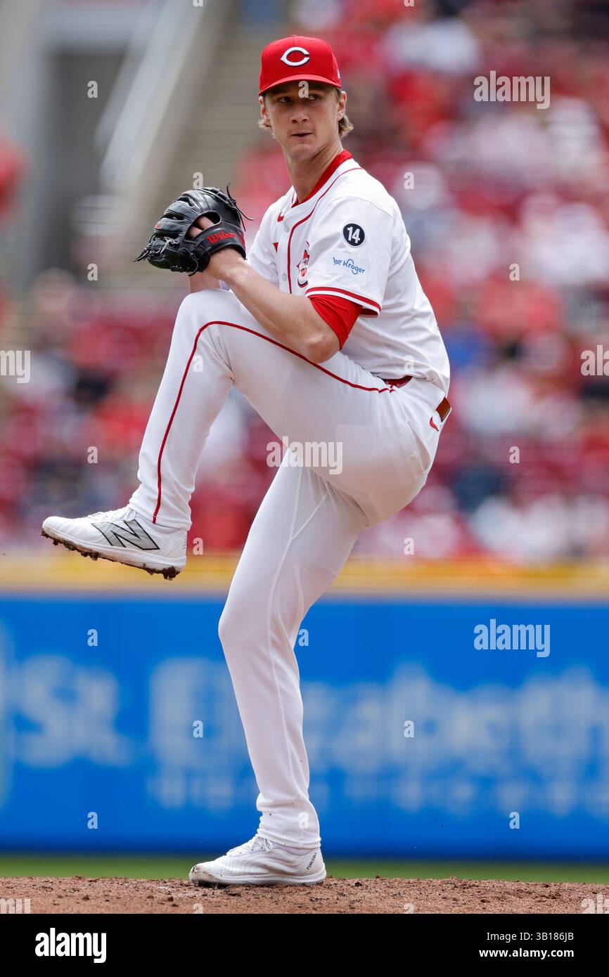 CINCINNATI, OH - APRIL 17: Cincinnati Reds pitcher Brady Singer (51 ...