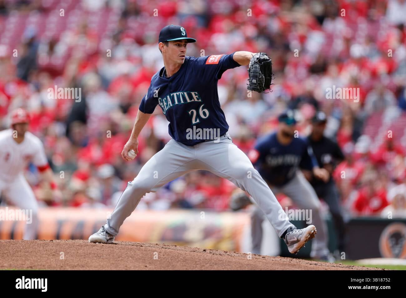 CINCINNATI, OH - APRIL 17: Seattle Mariners pitcher Emerson Hancock (26 ...