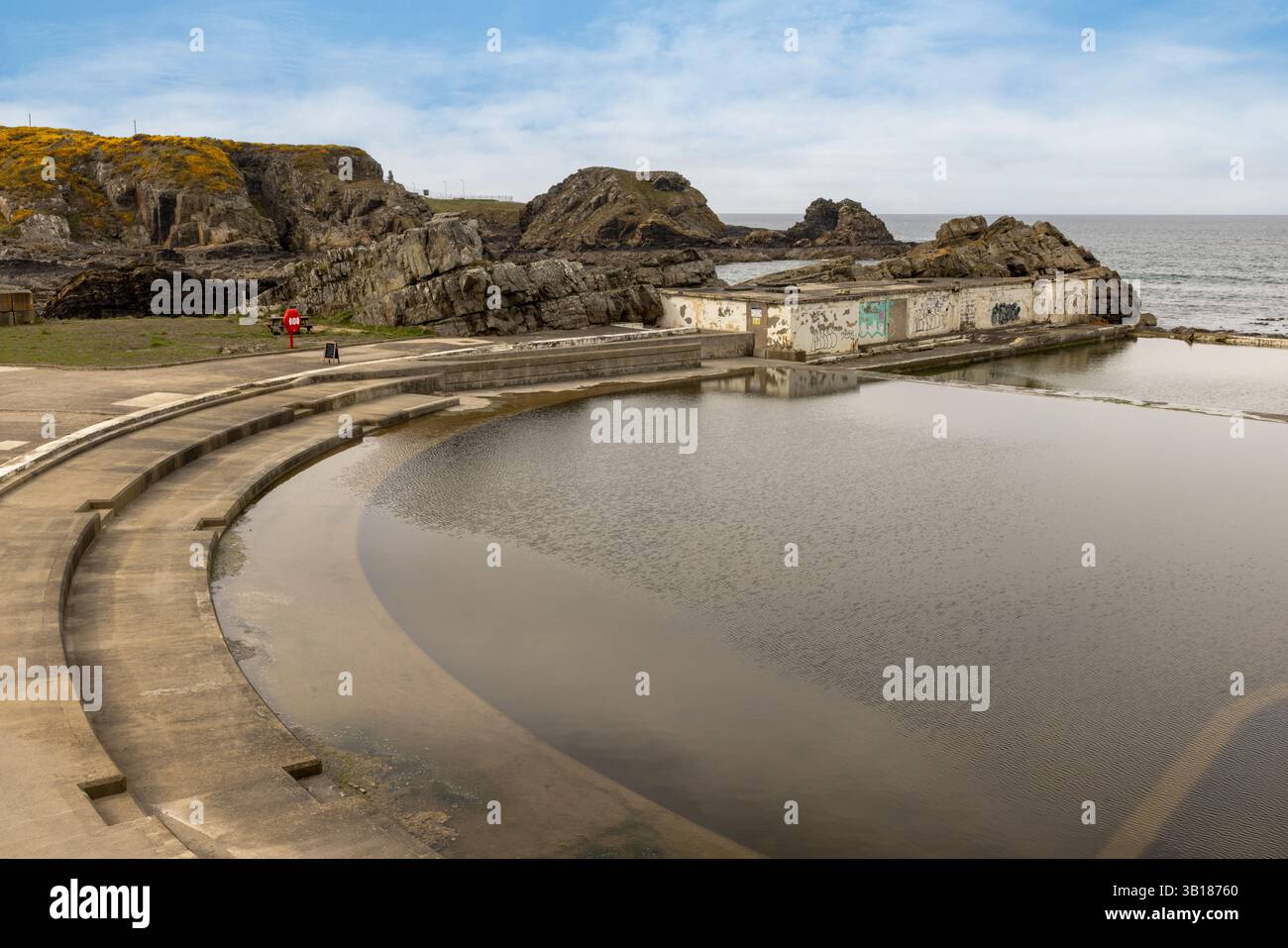 The Tarlair Swimming Pools in Macduff, Aberdeenshire, Scotland, are ...