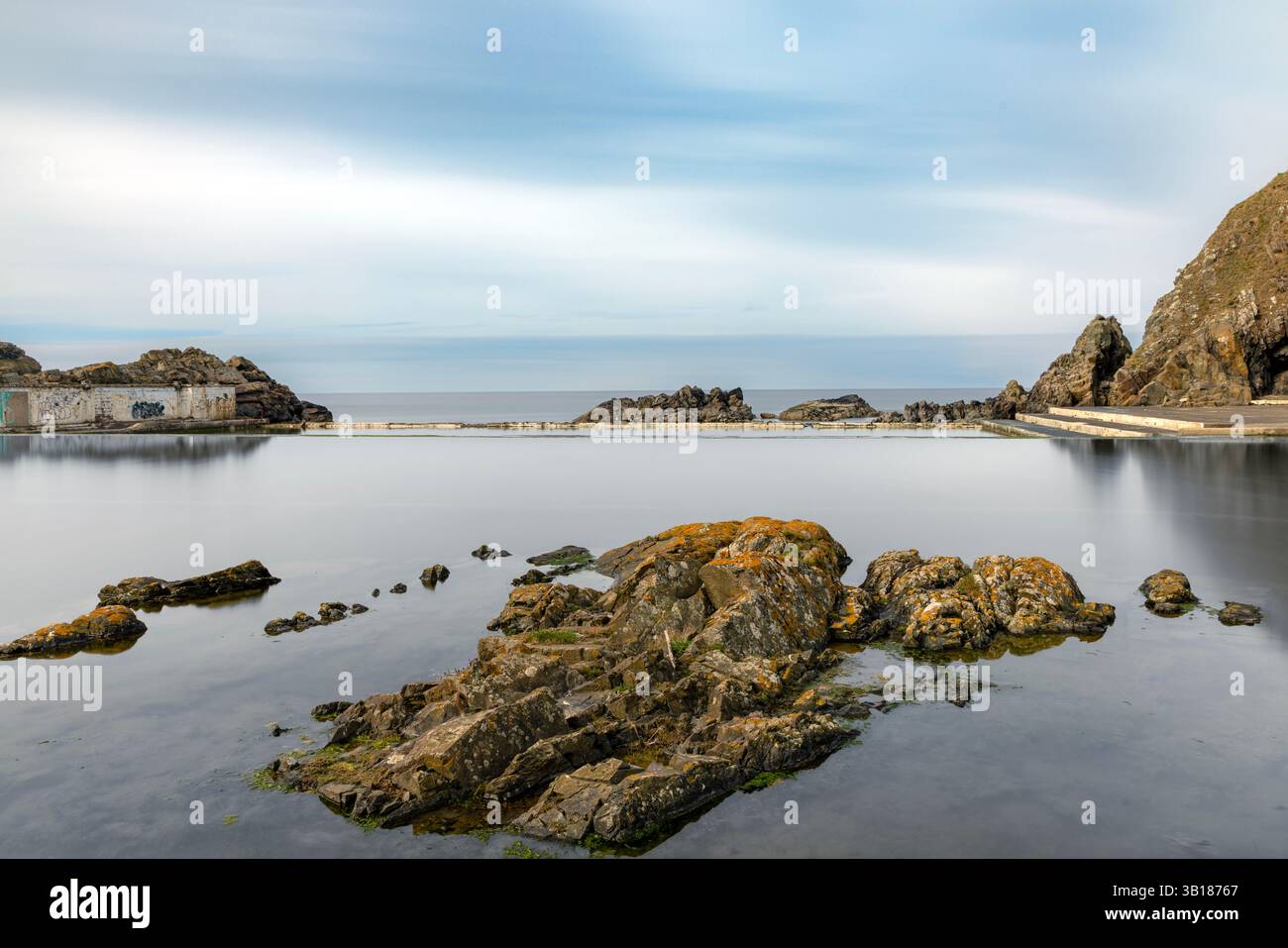 The Tarlair Swimming Pools in Macduff, Aberdeenshire, Scotland, are ...