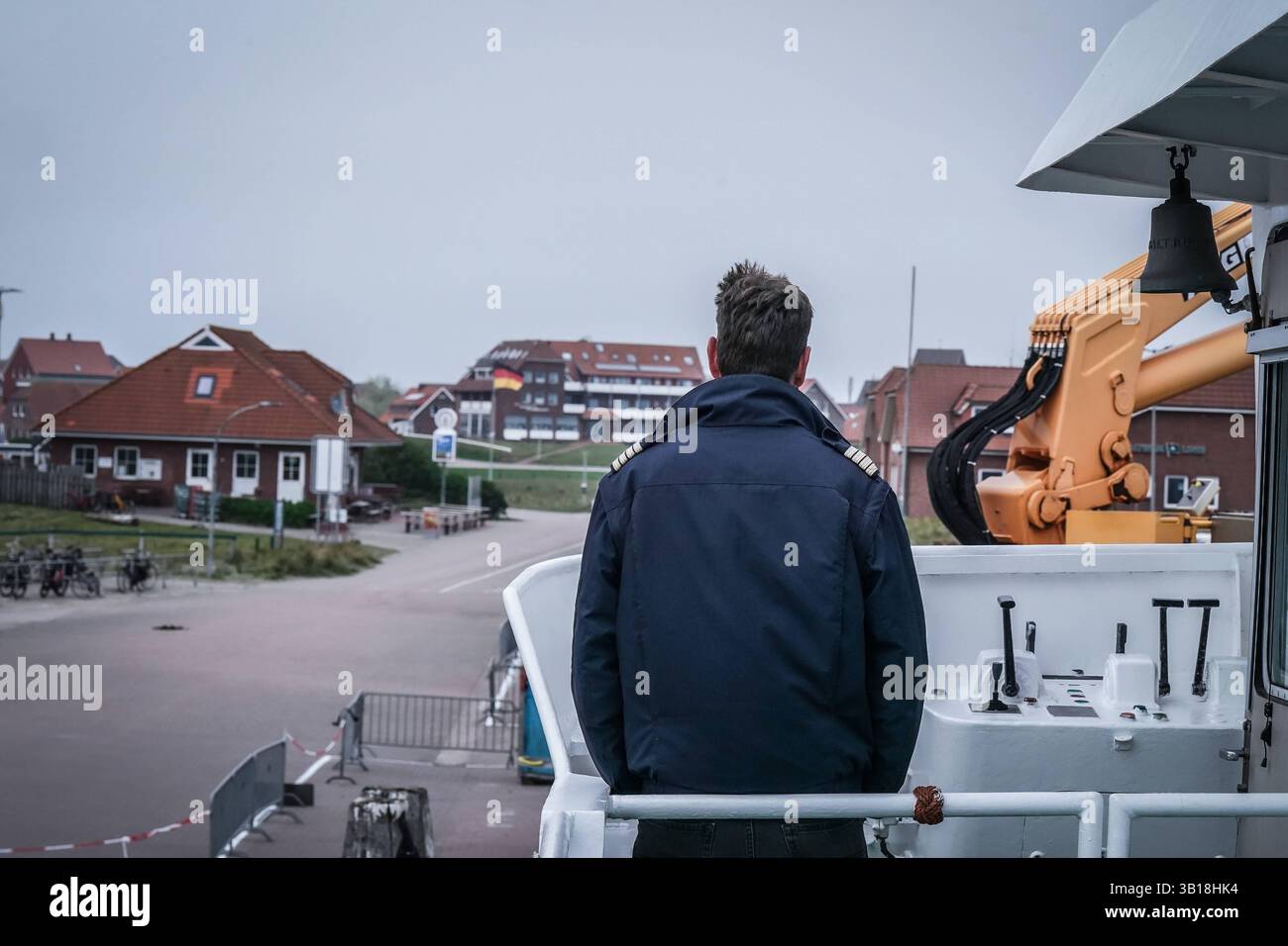 Schiffsanleger auf Baltrum Ankunft am Inselhafen Baltrum, Deutschland ...