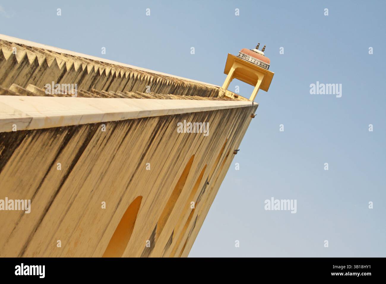 Samrat Yantra (aka Vrihat Samrat Yantra and Supreme Instrument ...