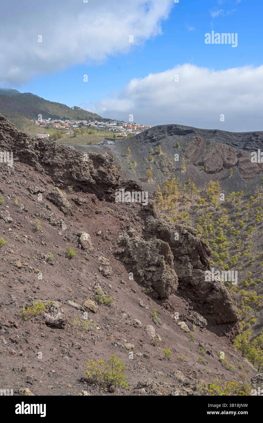 Krater, Kraterrand, Vulkan San Antonio, La Palma, Spanien *** Crater ...
