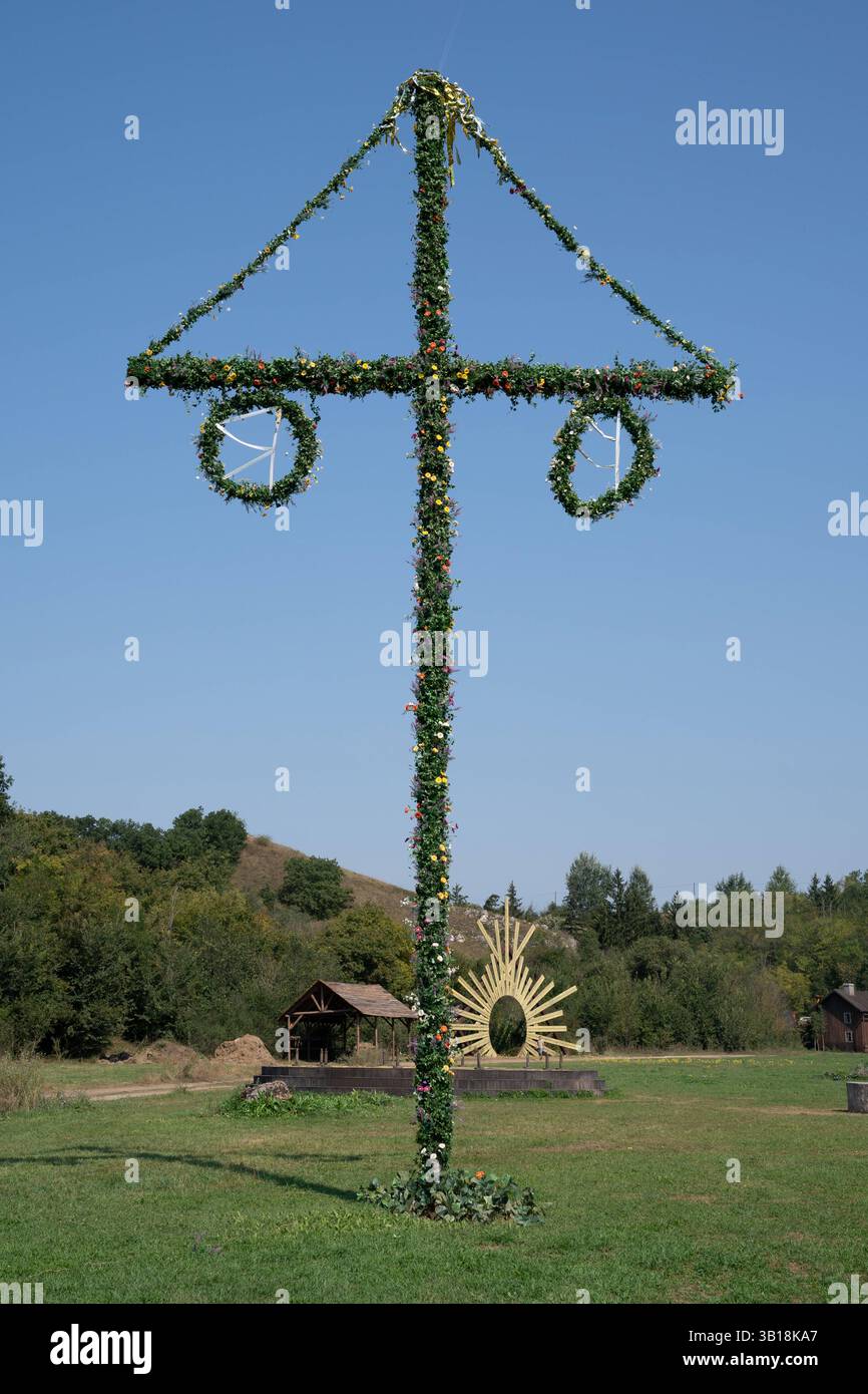 Scene Still, "Midsommar" (2019 Stock Photo - Alamy