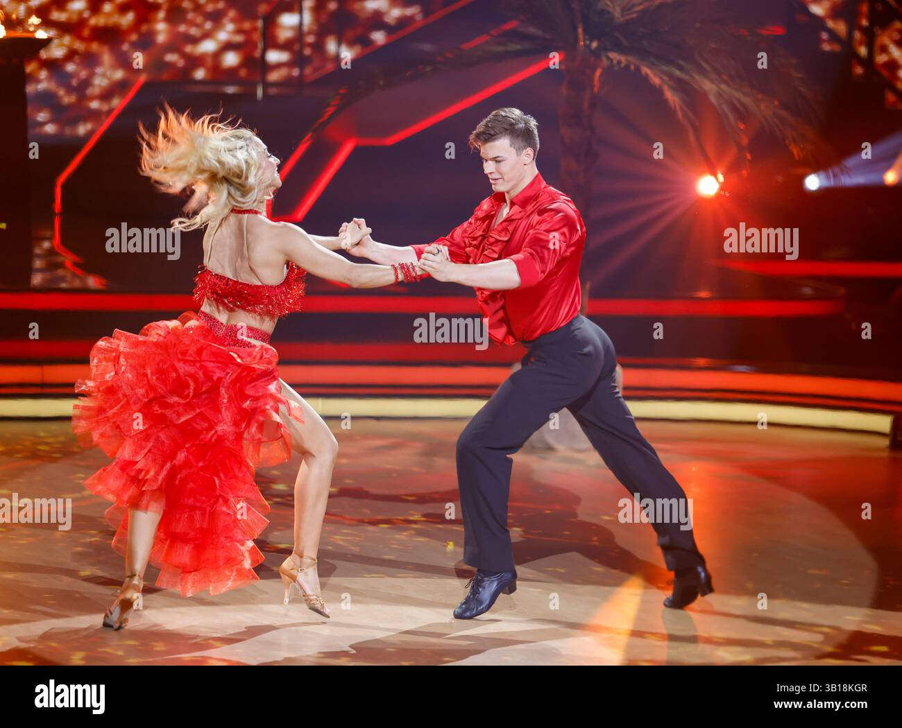 Cologne, Germany. 25th Apr, 2025. Taliso Engel, para-swimmer, and ...