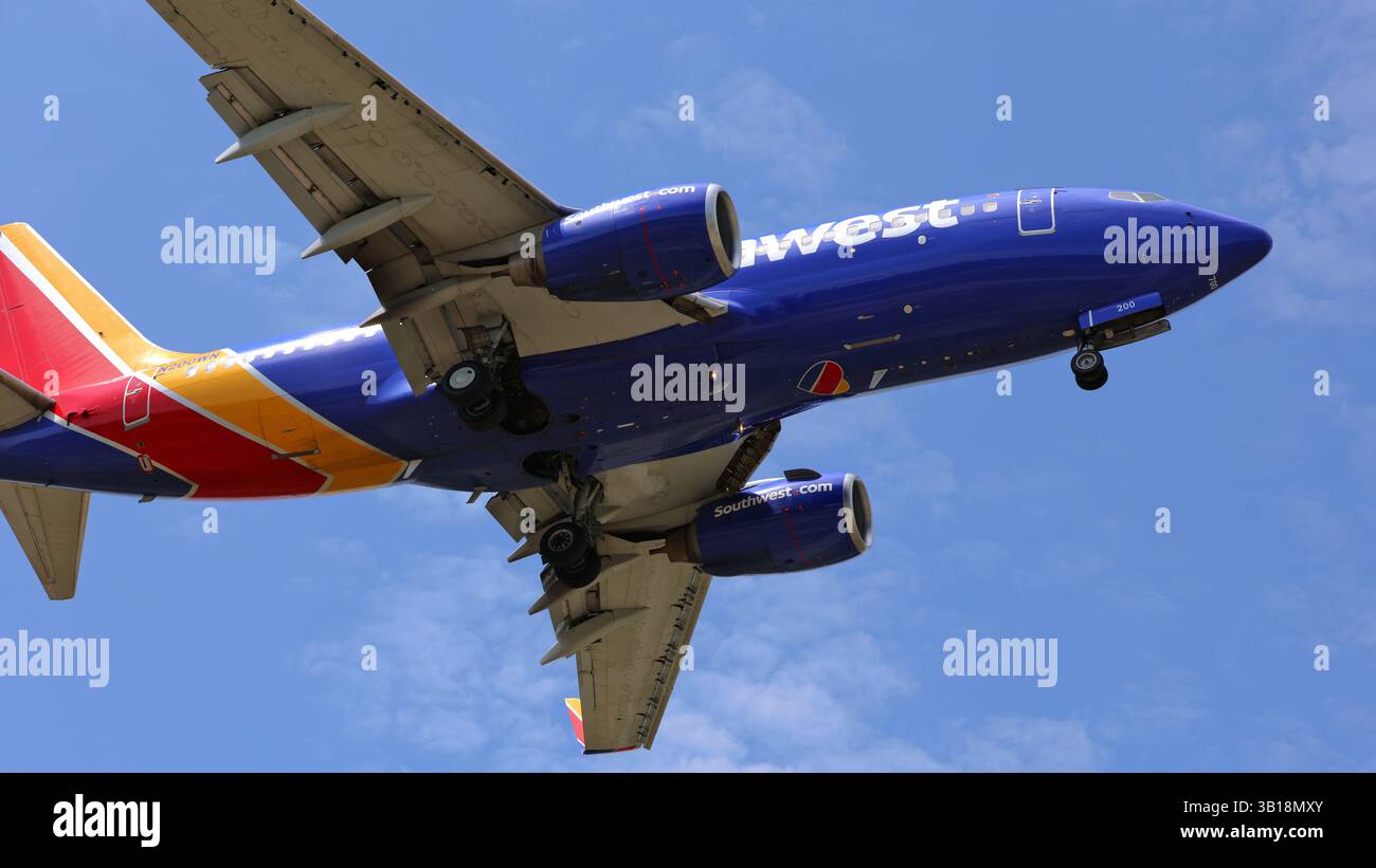 Southwest Airlines Flight on final approach Stock Photo - Alamy