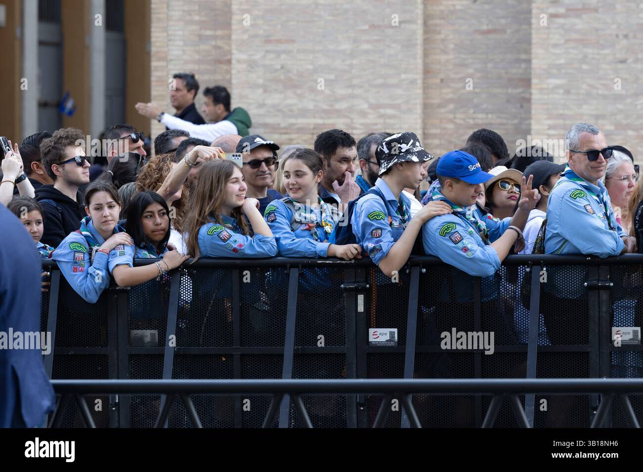 Rome, Italy. 25th Apr, 2025. Scouts queue at the St Peter Basilica of ...