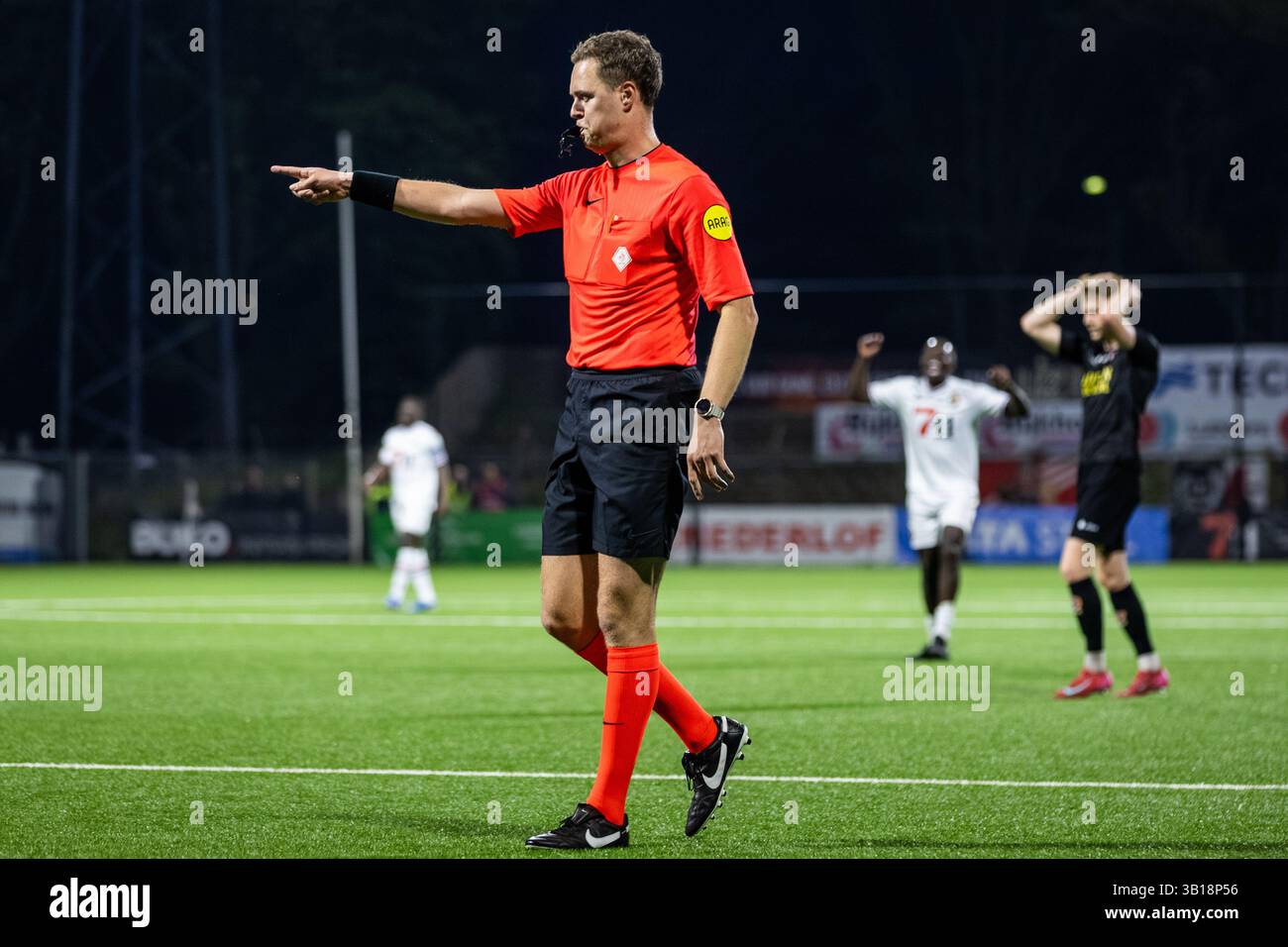 VELSEN, 25-04-2025, 711 Stadion. Dutch Football, Keuken Kampioen ...