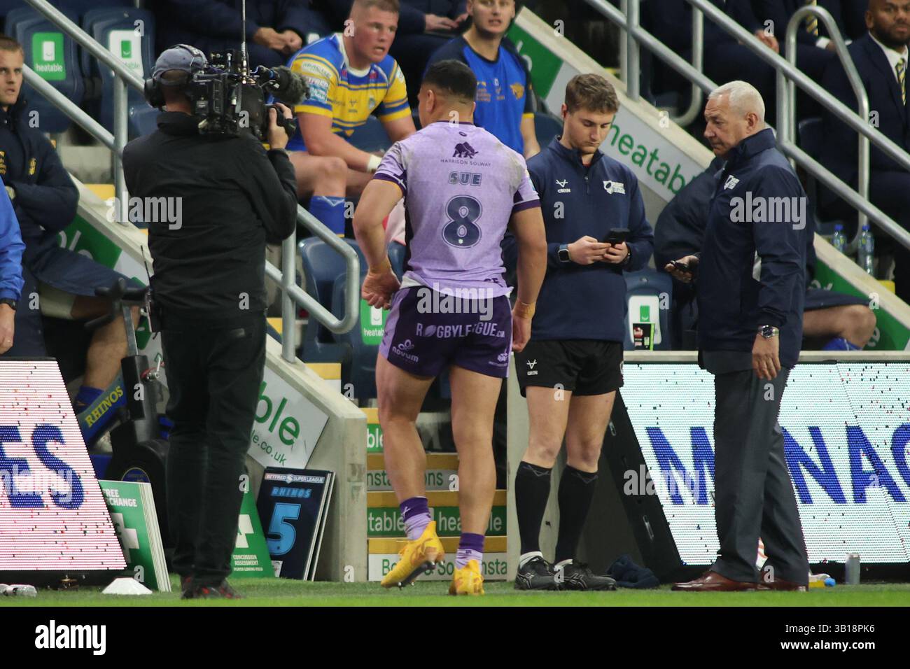 Leeds, UK. 25th Apr, 2025. AMT Headingley Rugby Stadium, Leeds, West ...