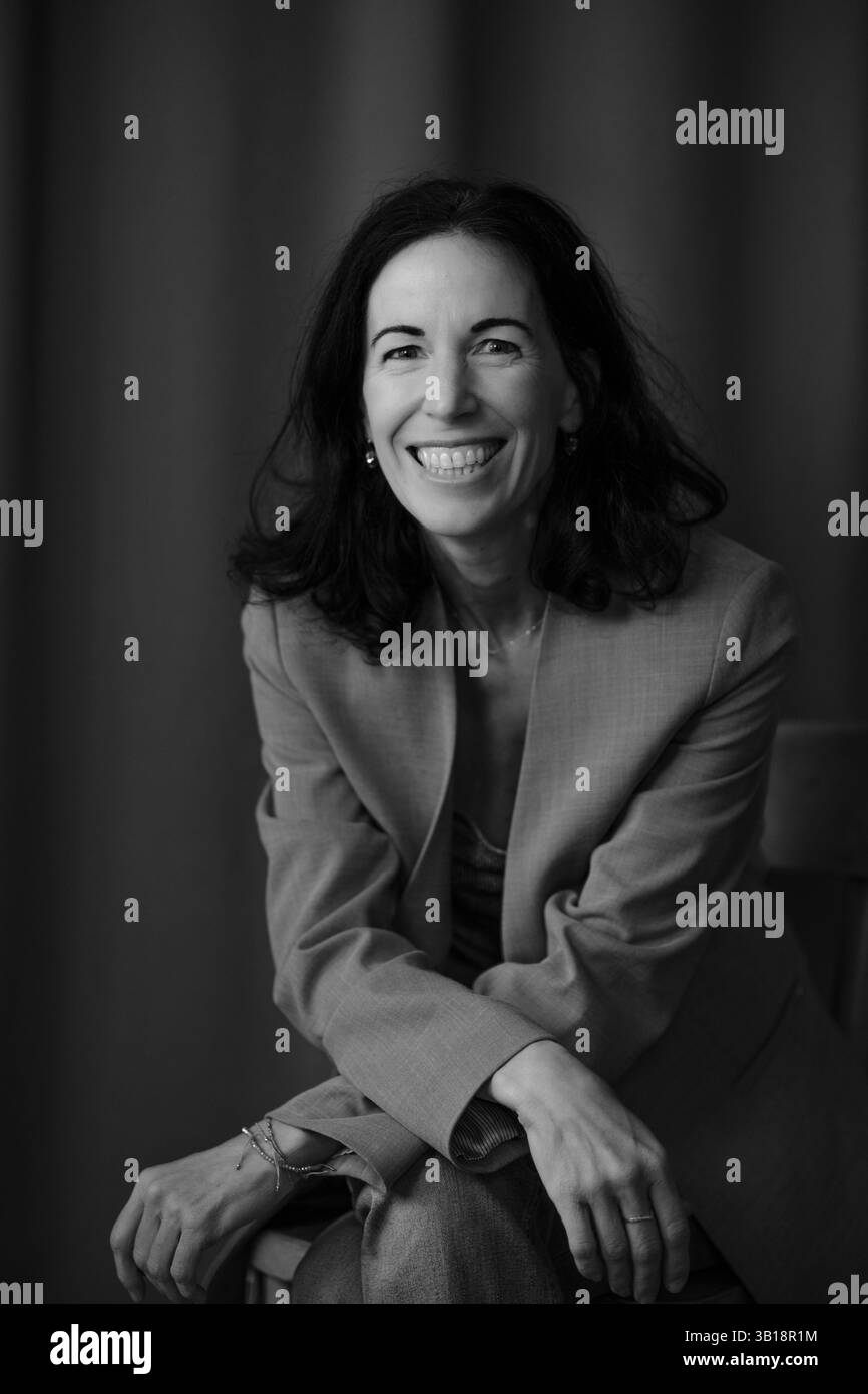 Editorial pic Black and White Stock Photos & Images - Alamy