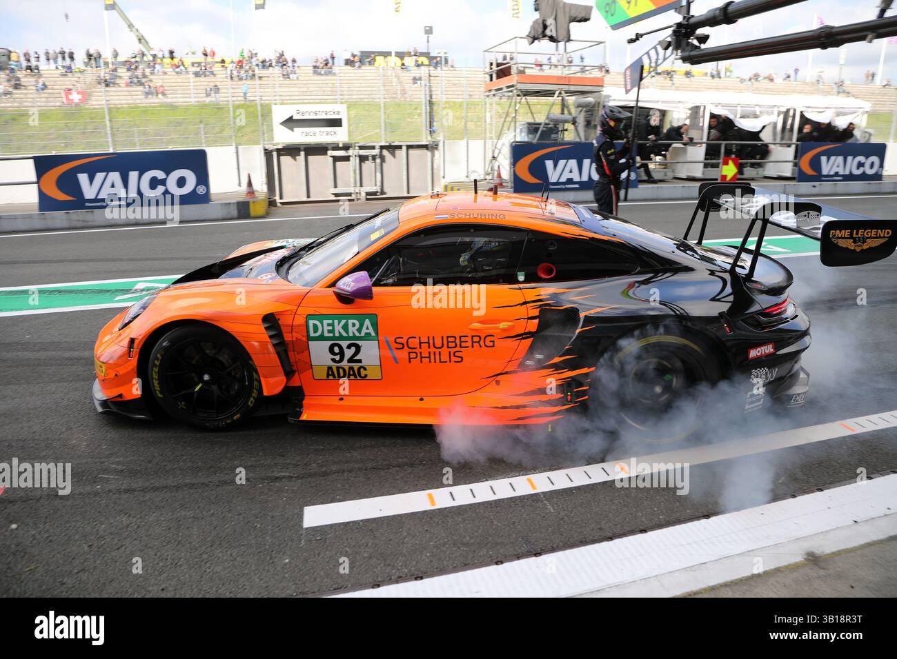 Oschersleben, Deutschland. 25th Apr, 2025. DTM - Rennen Oschersleben ...