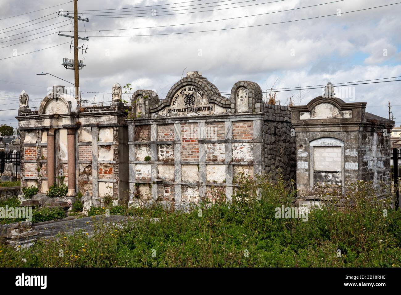 New Orleans, Louisiana - Lafayette Cemetery #2, established in 1850 ...