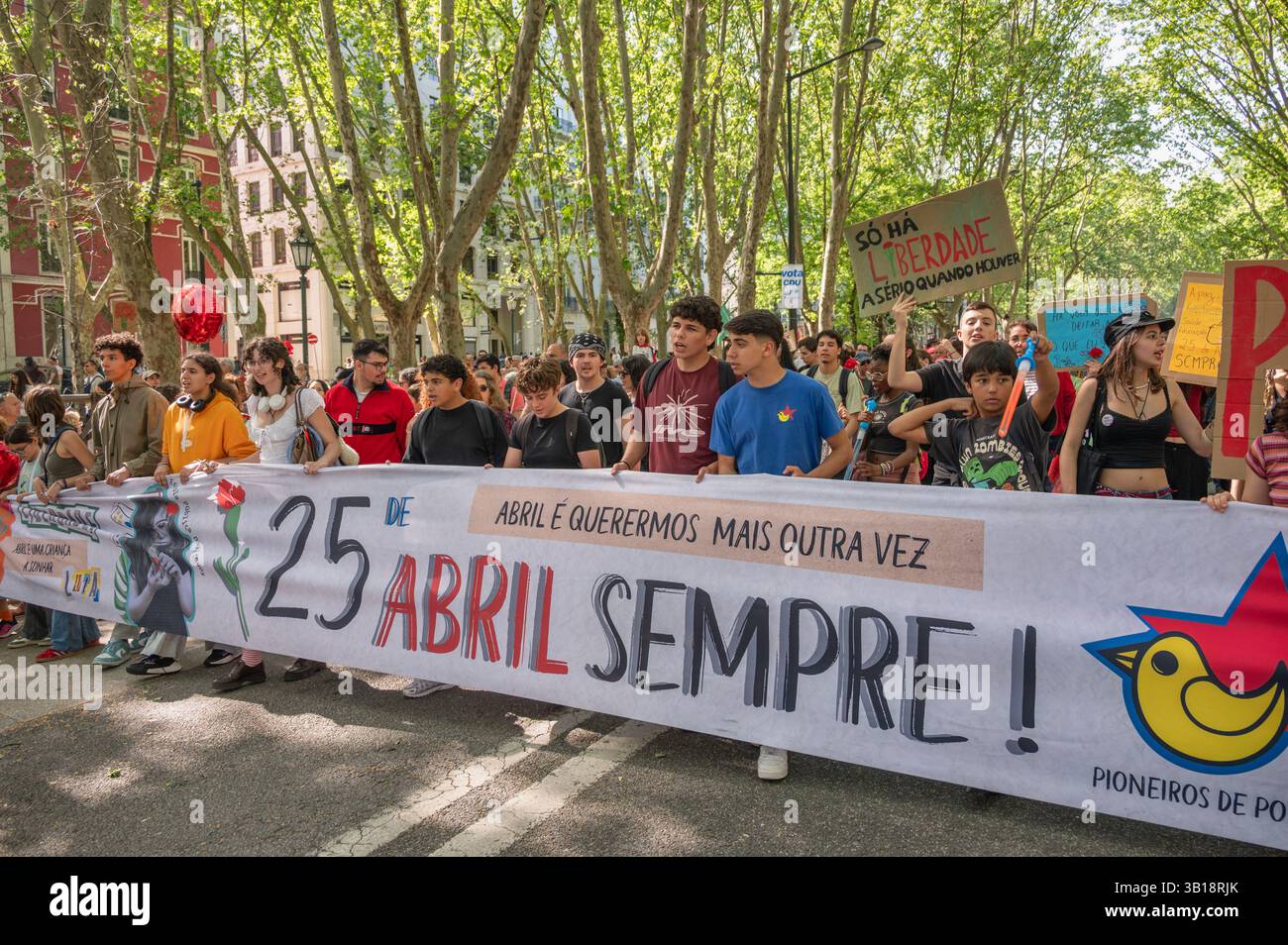 Lisbon, Portugal. 25 April 2025. Parade on Avenida da Liberdade ...