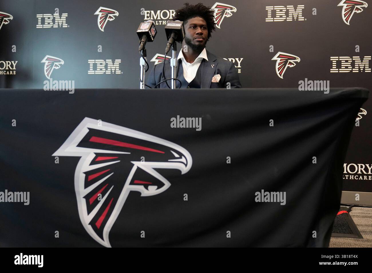 Atlanta Falcons first-round draft pick Jalon Walker speaks during a ...