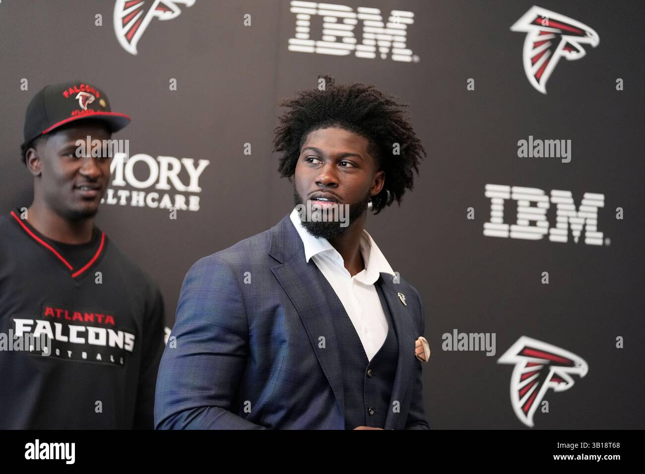 Atlanta Falcons first-round draft picks Jalon Walker, right and James ...