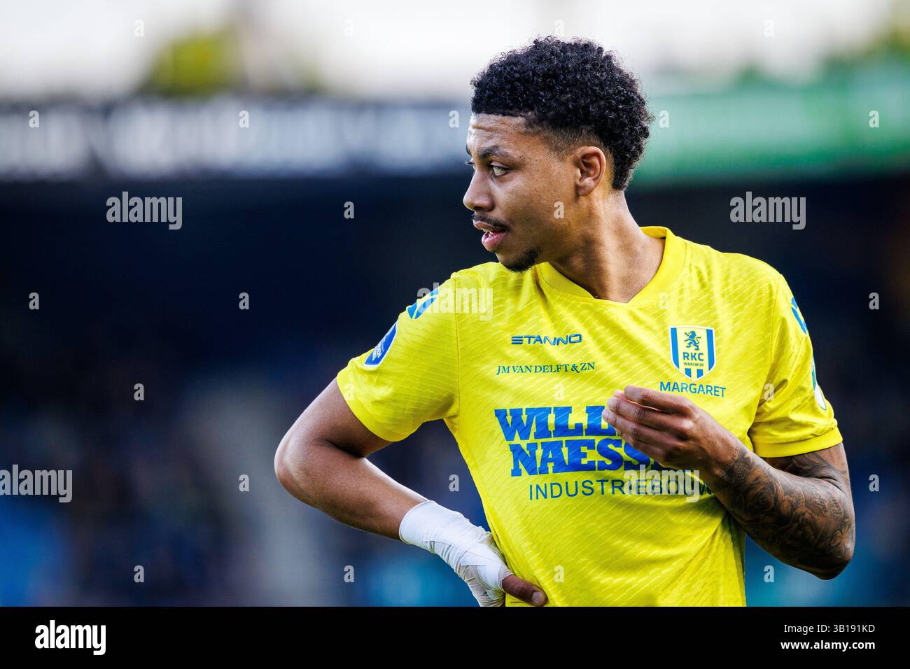 Waalwijk, Netherlands. 25th Apr, 2025. WAALWIJK, 25-04-2025, Mandemakers Stadion, Season 2024 ...