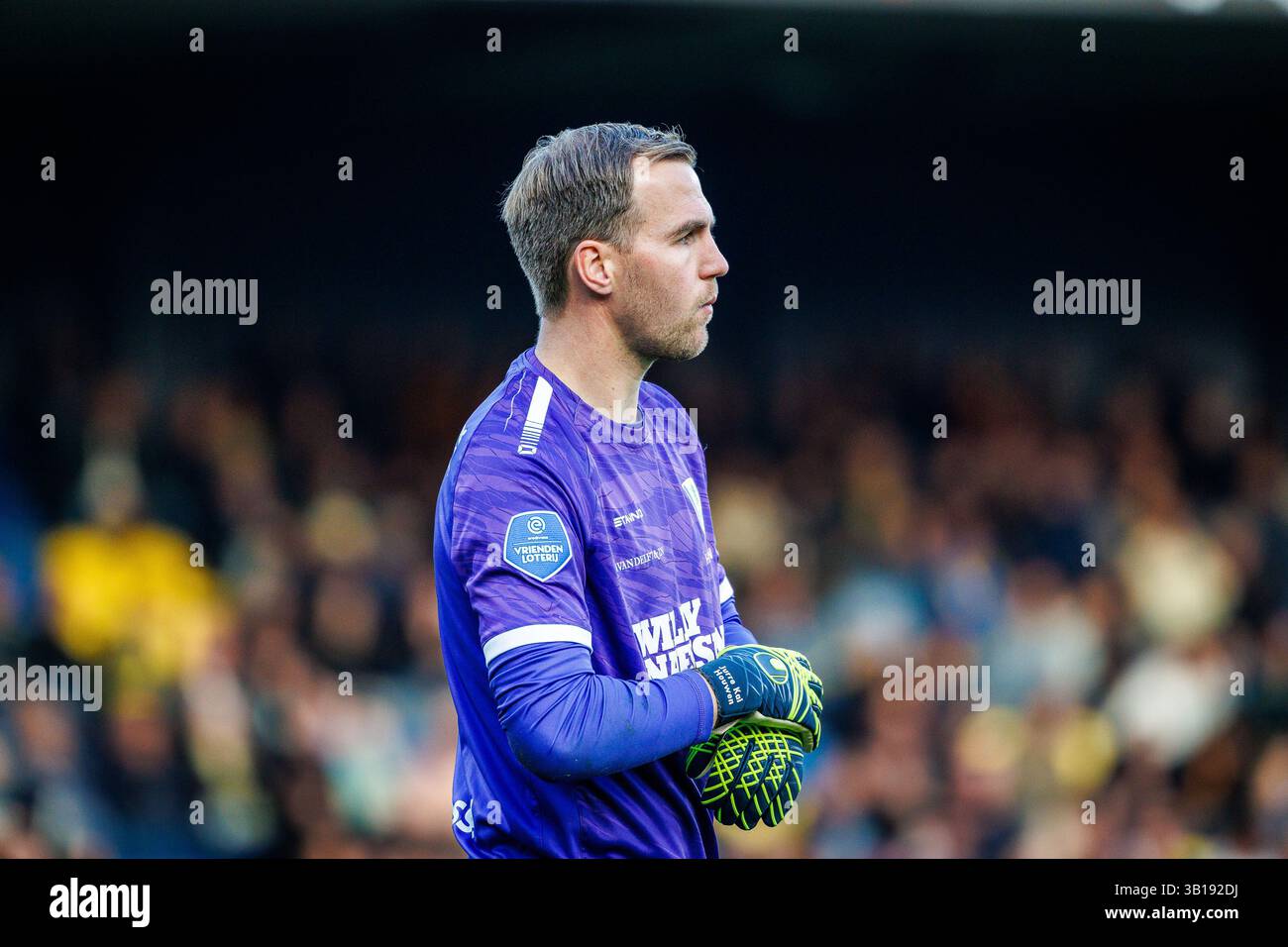 Waalwijk, Netherlands. 25th Apr, 2025. WAALWIJK, 25-04-2025, Mandemakers Stadion, Season 2024 ...