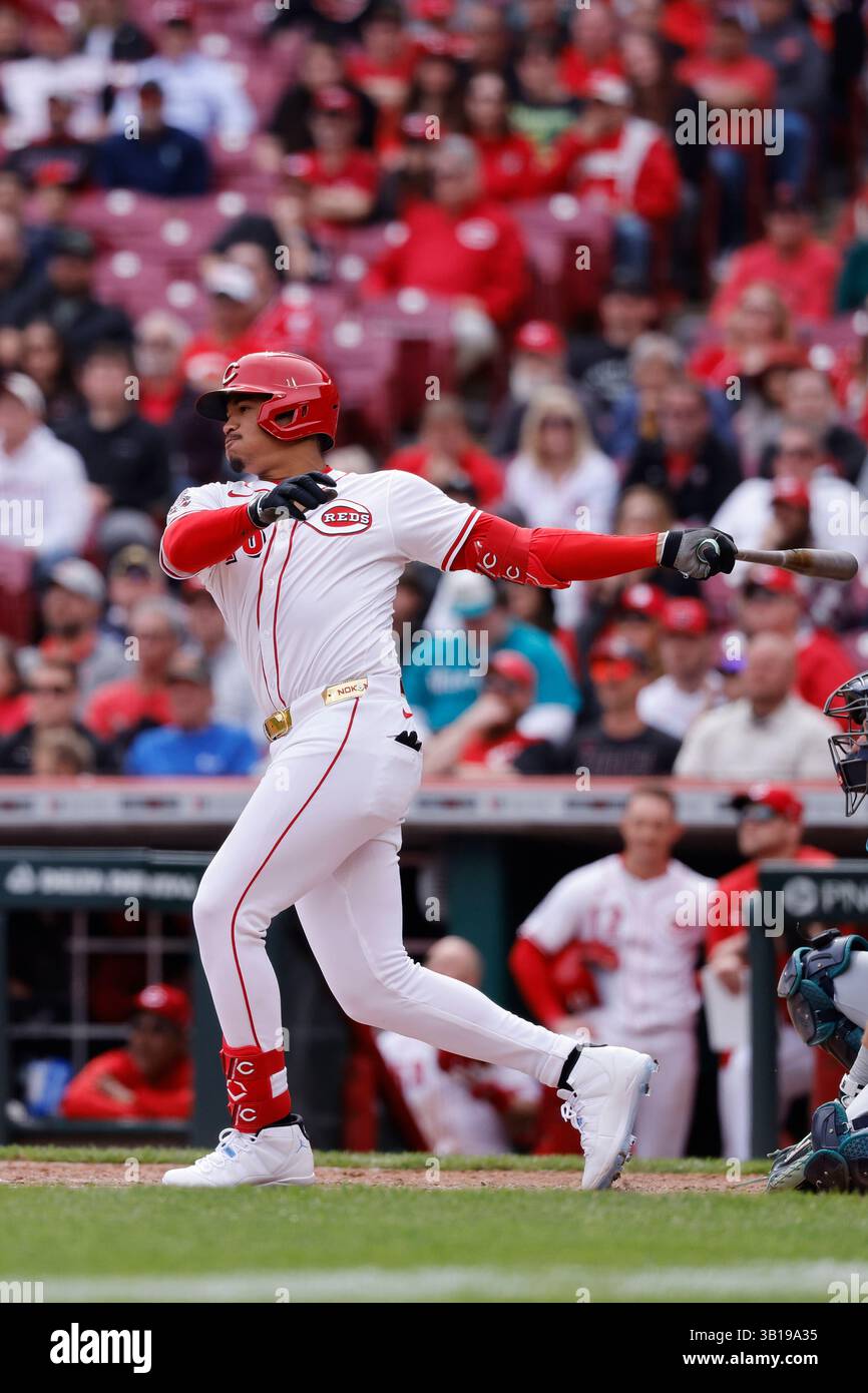 CINCINNATI, OH - APRIL 17: Cincinnati Reds third baseman Noelvi Marte ...