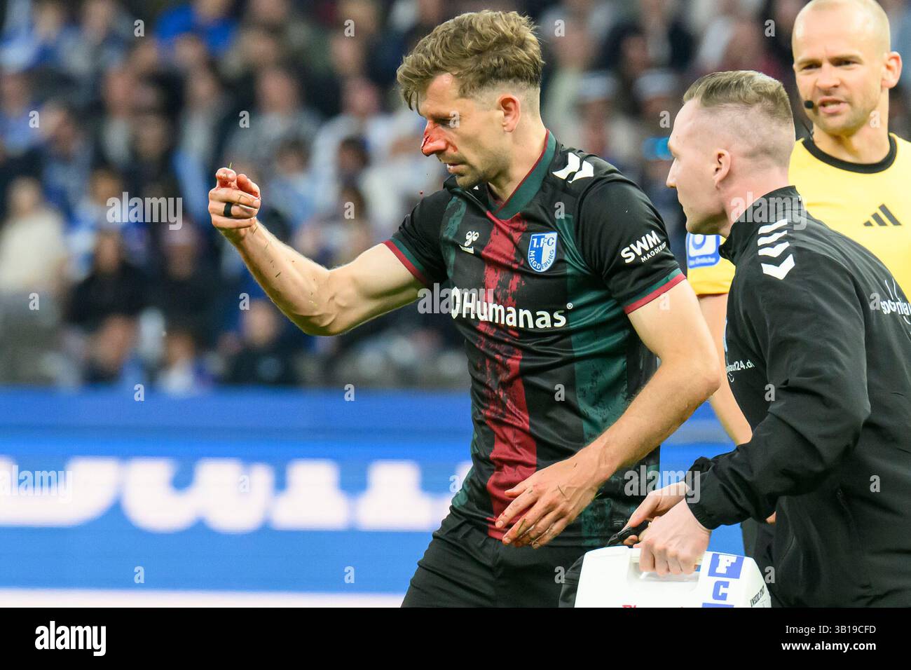 Berlin, Deutschland. 25th Apr, 2025. im Bild v.l.: Alexander ...